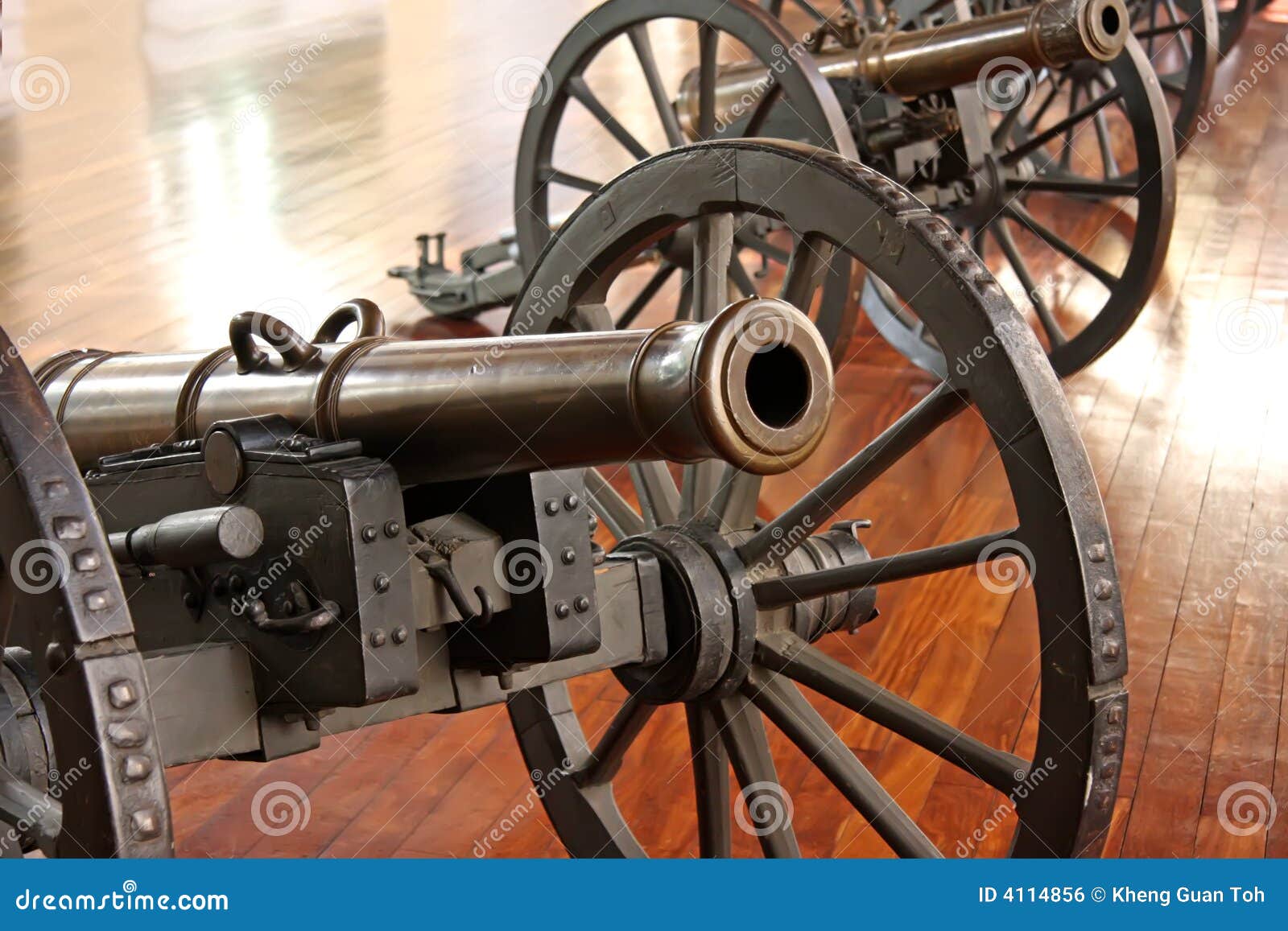 Antique cannon editorial photo. Image of warfare, swiss - 4114856