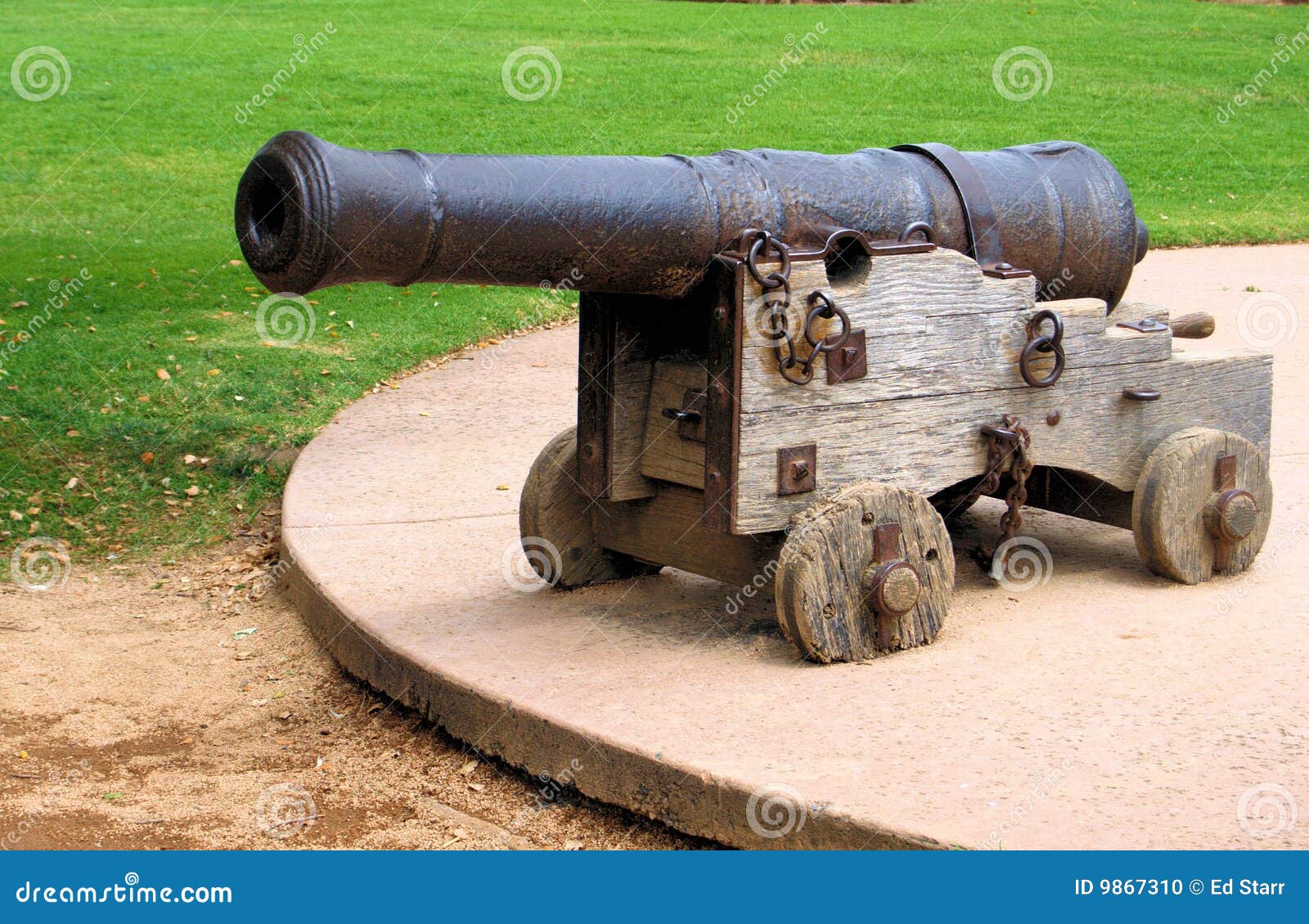 Antique Cannon-OT-0032JN stock photo. Image of heavy, fort - 9867310