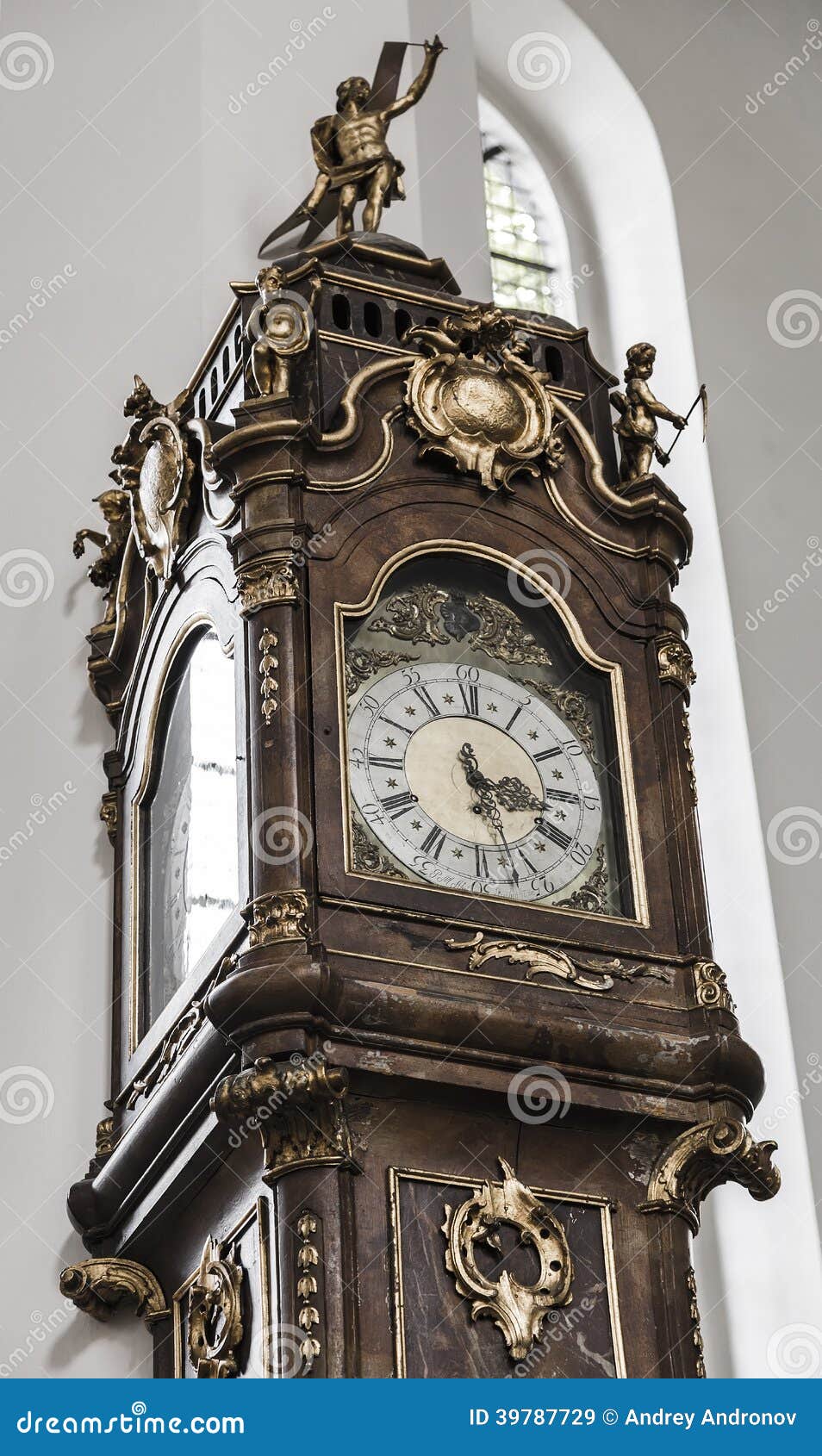 Antique Clock in the Church Stock Image - Image of gold, hour: 39787729