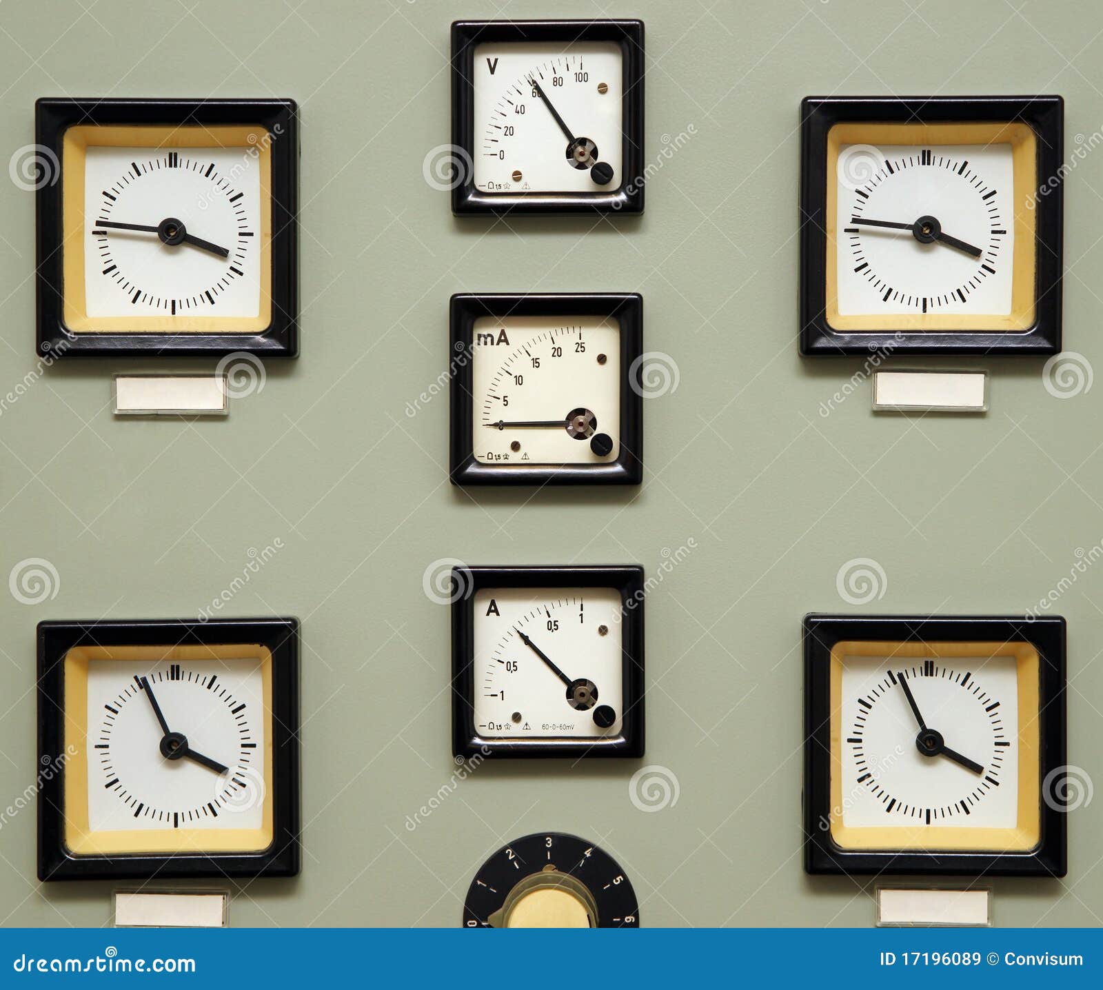 Antique Clocks Stock Photo | CartoonDealer.com #30999870