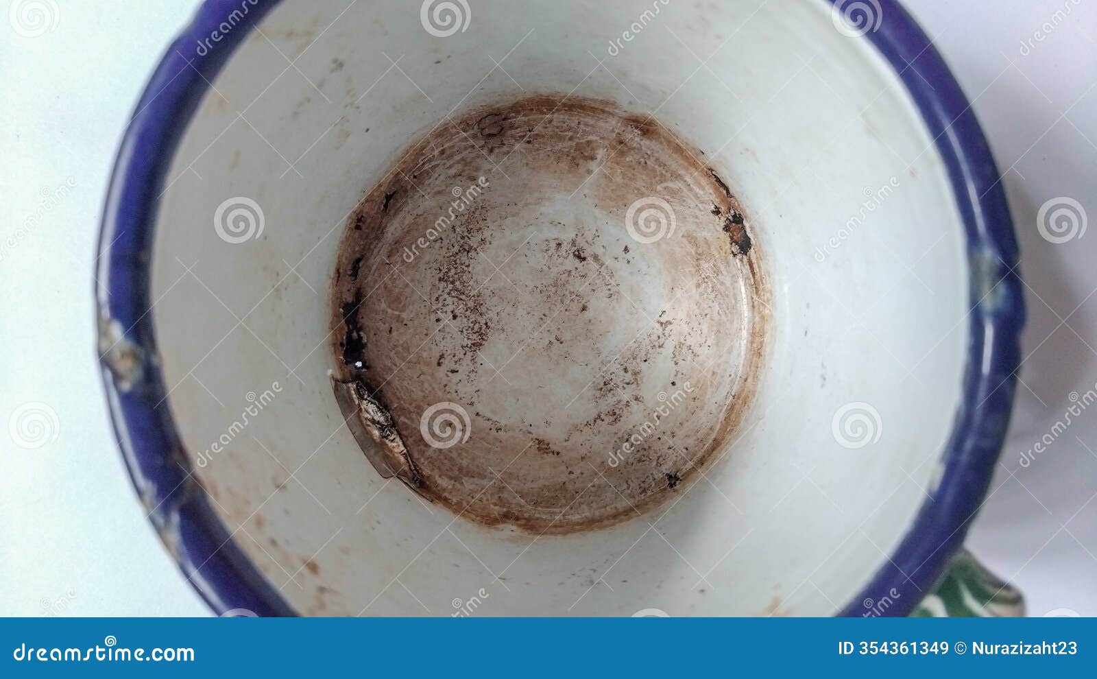 Antique empty zinc cup stock image. Image of empty, carving - 354361349