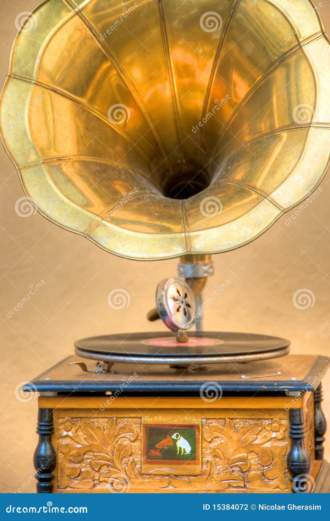 Antique gramophone stock photo. Image of metal, decorative - 15384072