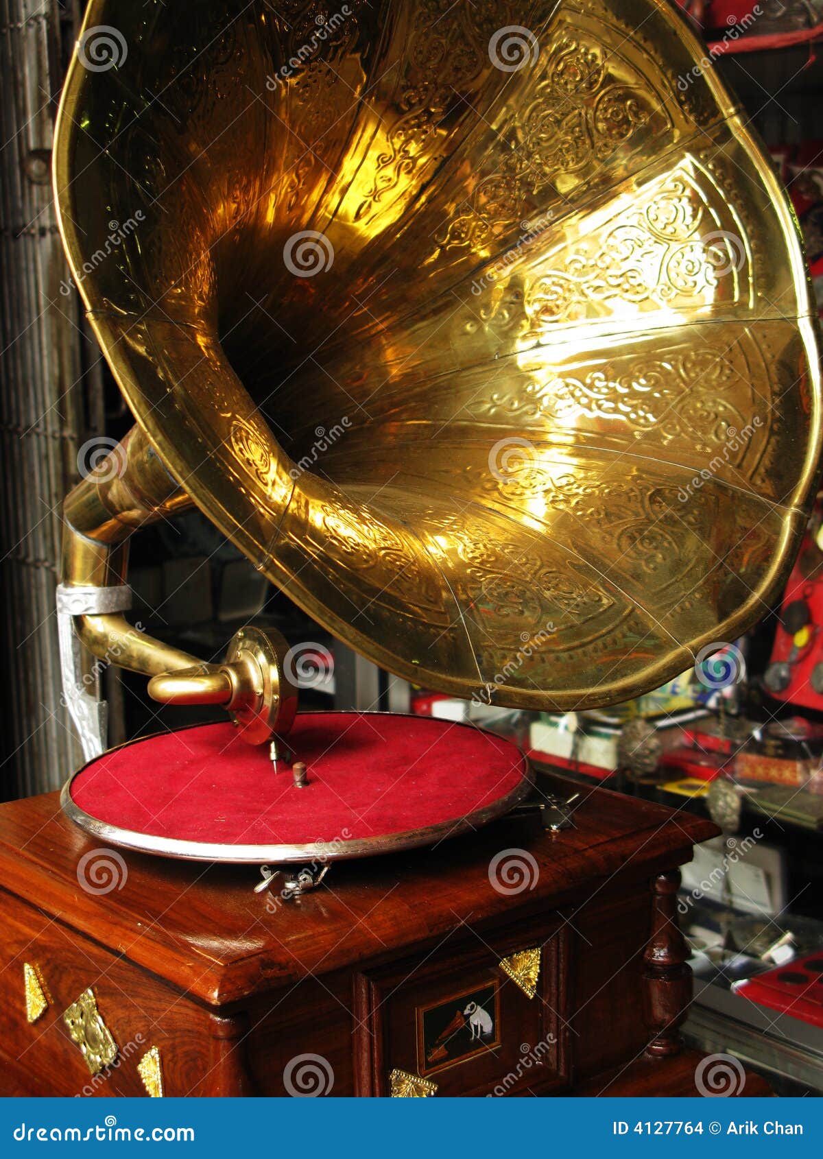 Antique gramophone stock photo. Image of gramophone, nostalgic - 4127764