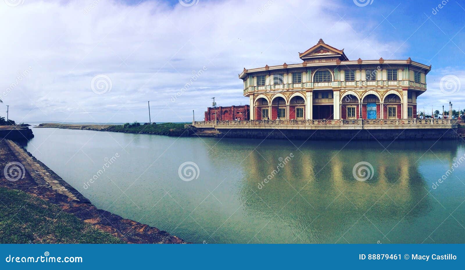 Antique house editorial photo. Image of house, antique - 88879461