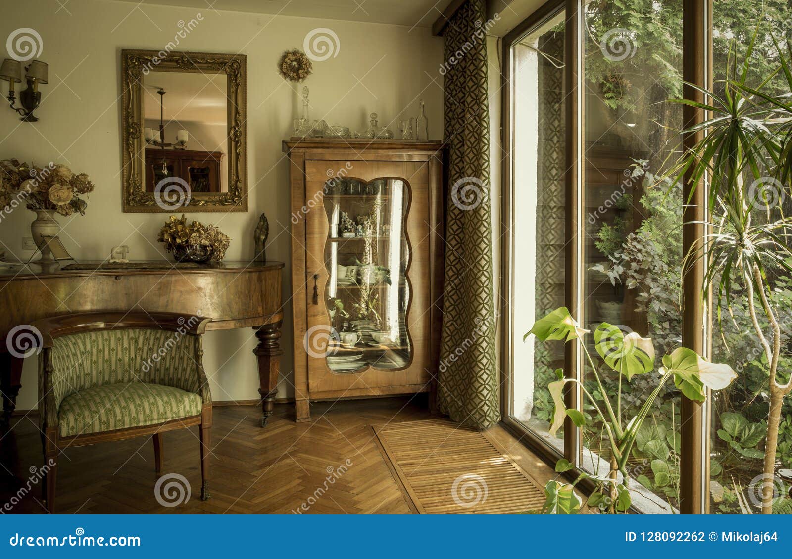 Antique interior stock photo. Image of room, classic - 128092262