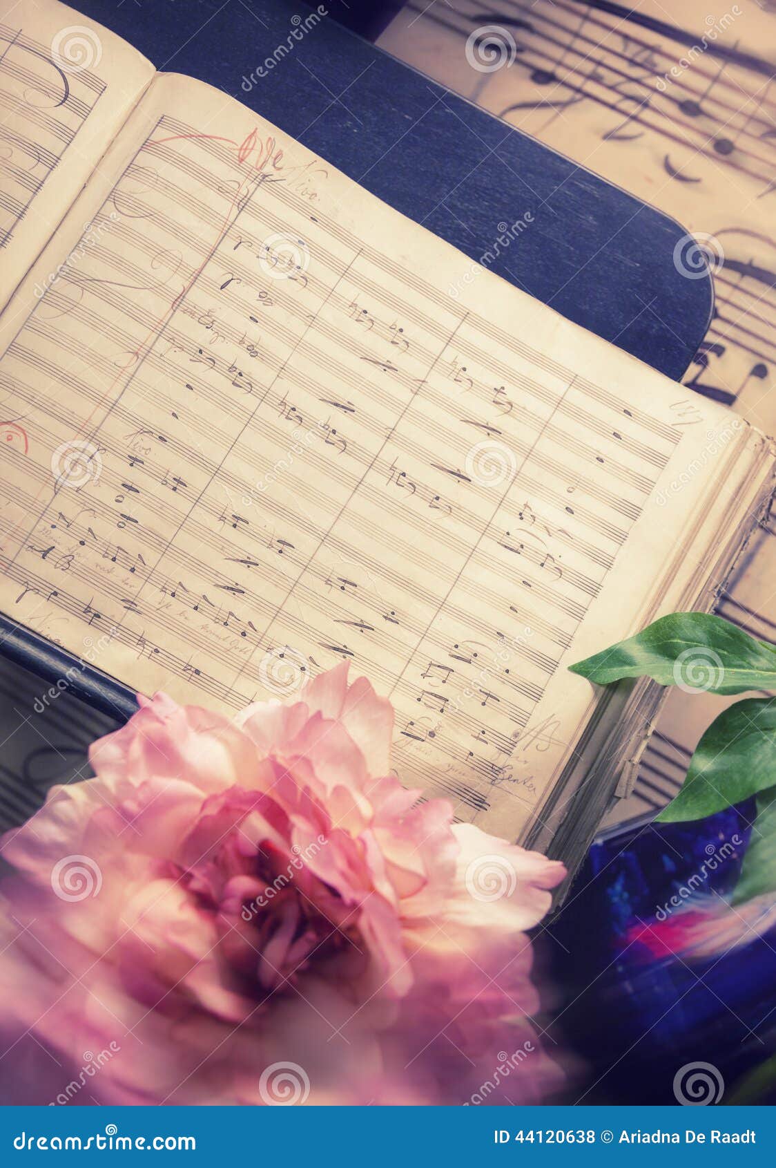 Antique music notes stock photo. Image of harmony, romance - 44120638