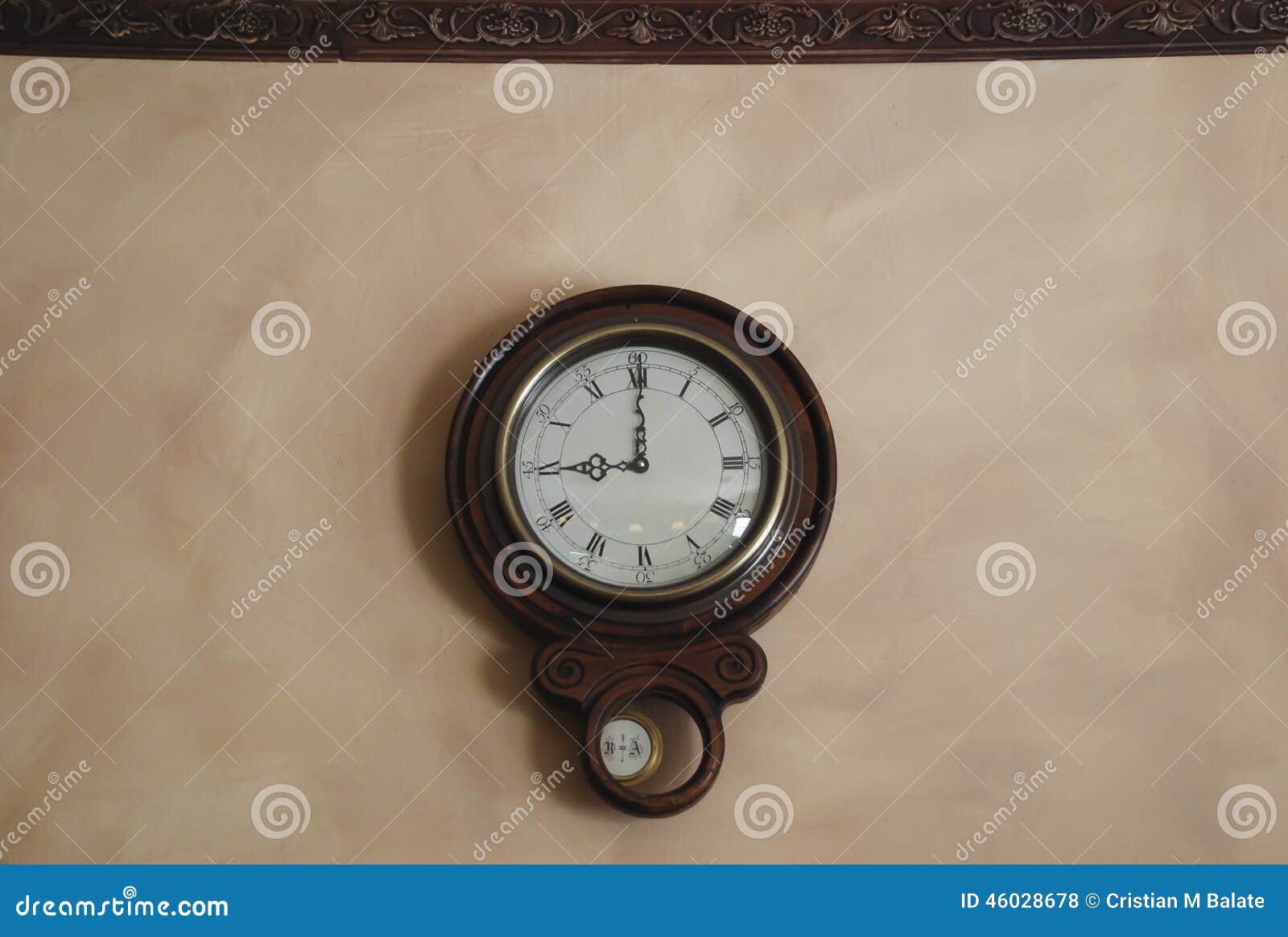 Antique Pendulum Scale Royalty-Free Stock Photography | CartoonDealer ...