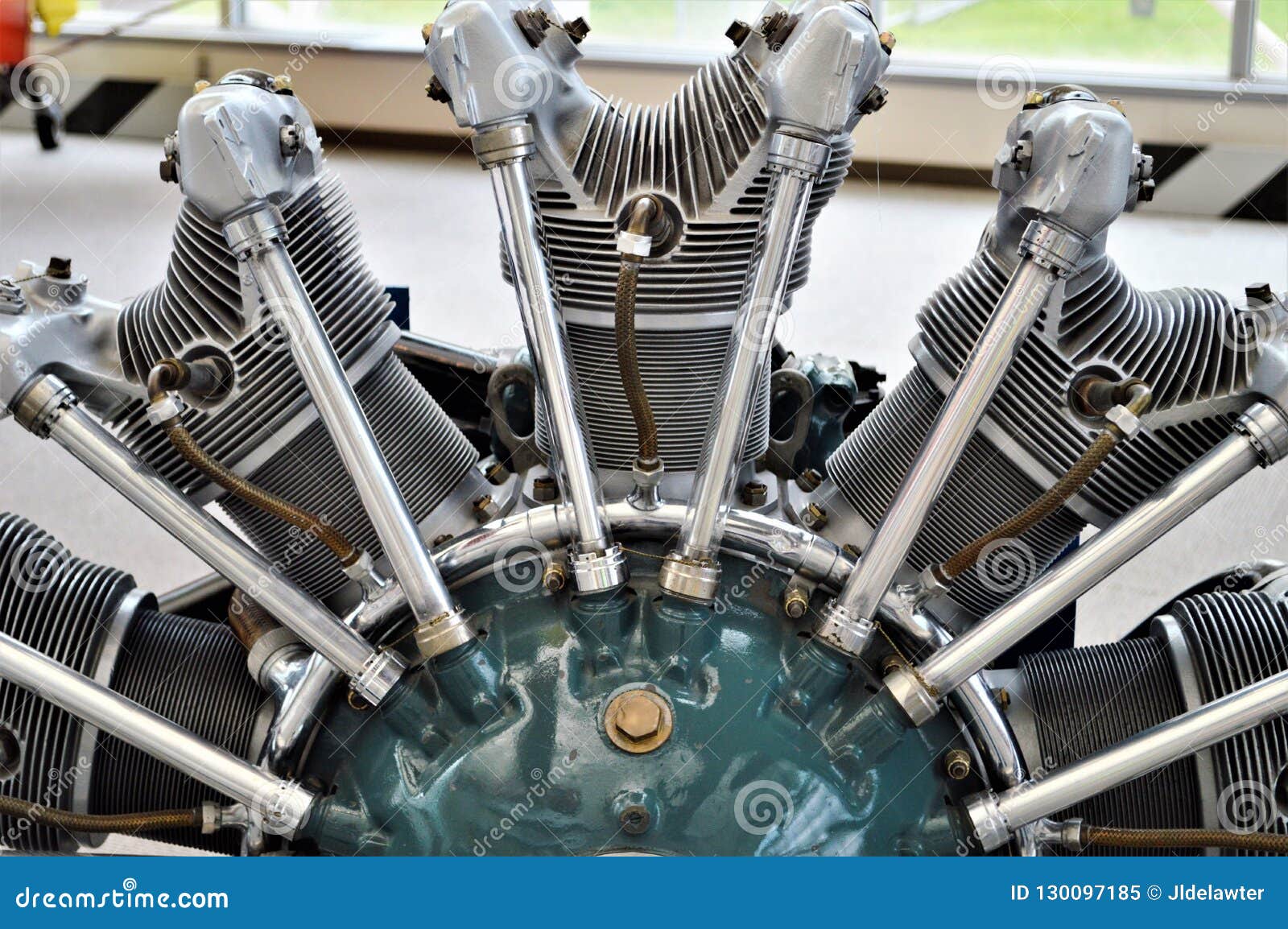 Antique plane engine editorial image. Image of transportation - 130097185