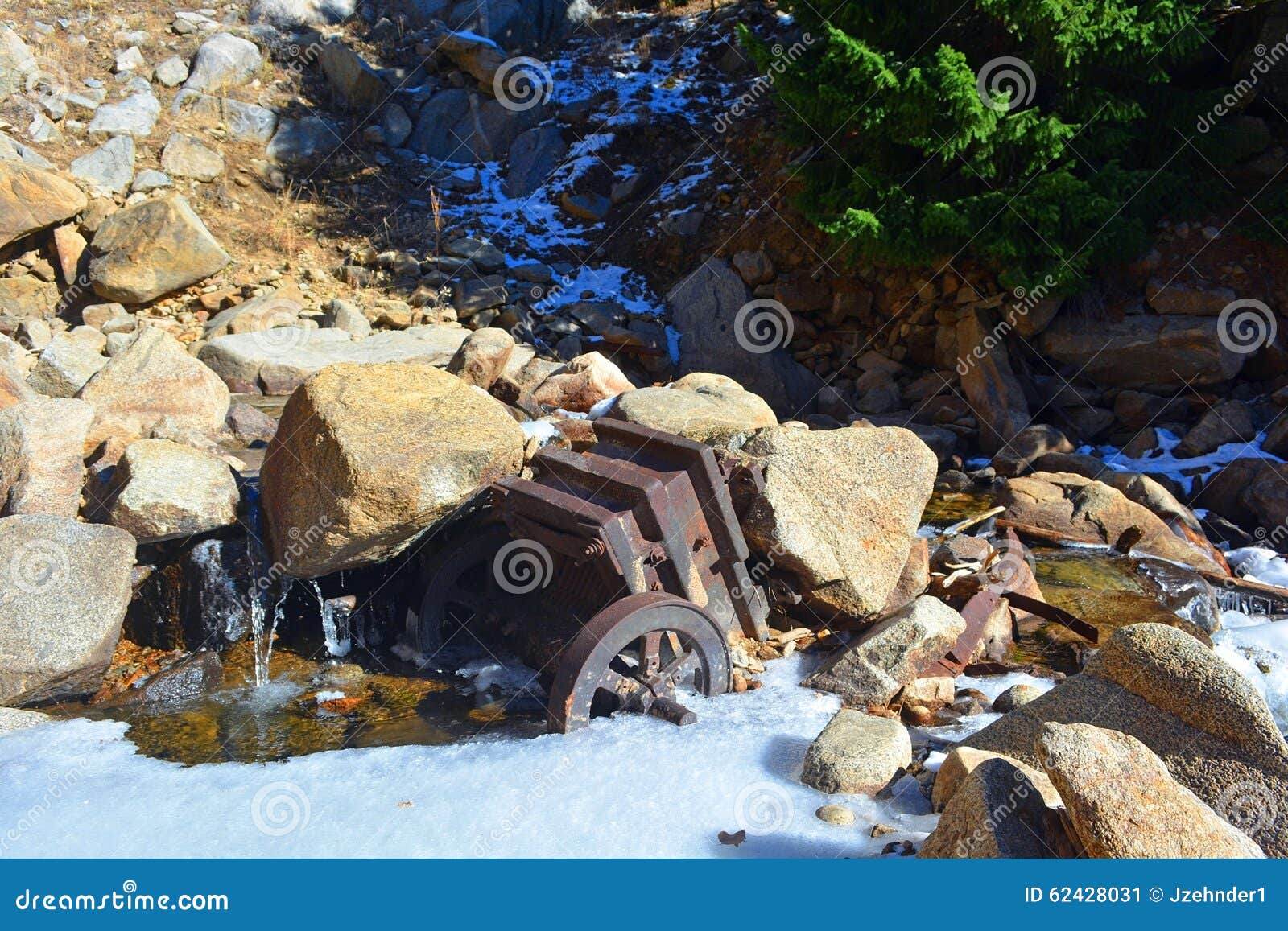 Decaying Rock Texture Stock Photography | CartoonDealer.com #14065400
