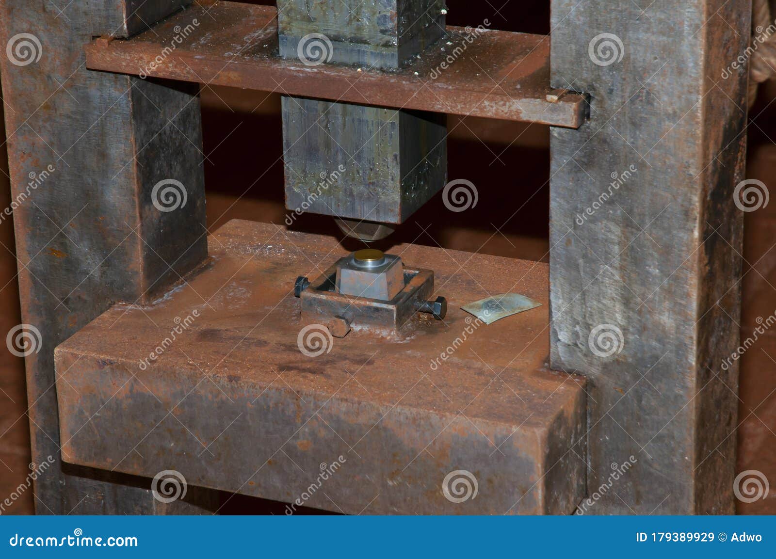 Antique Mint Press stock image. Image of mint, sklep - 179389929