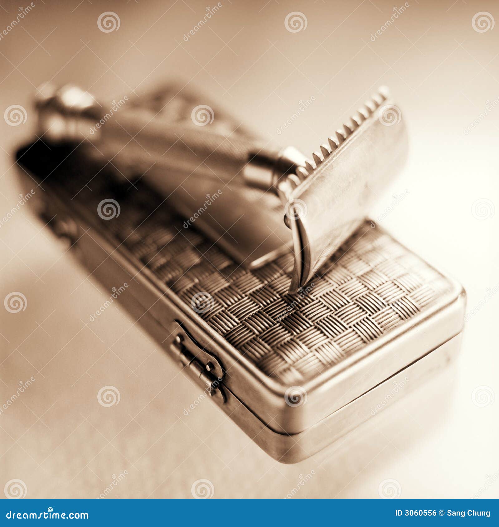 Antique Shaving Razor Kit 2 Stock Photo - Image of bathroom, antique ...