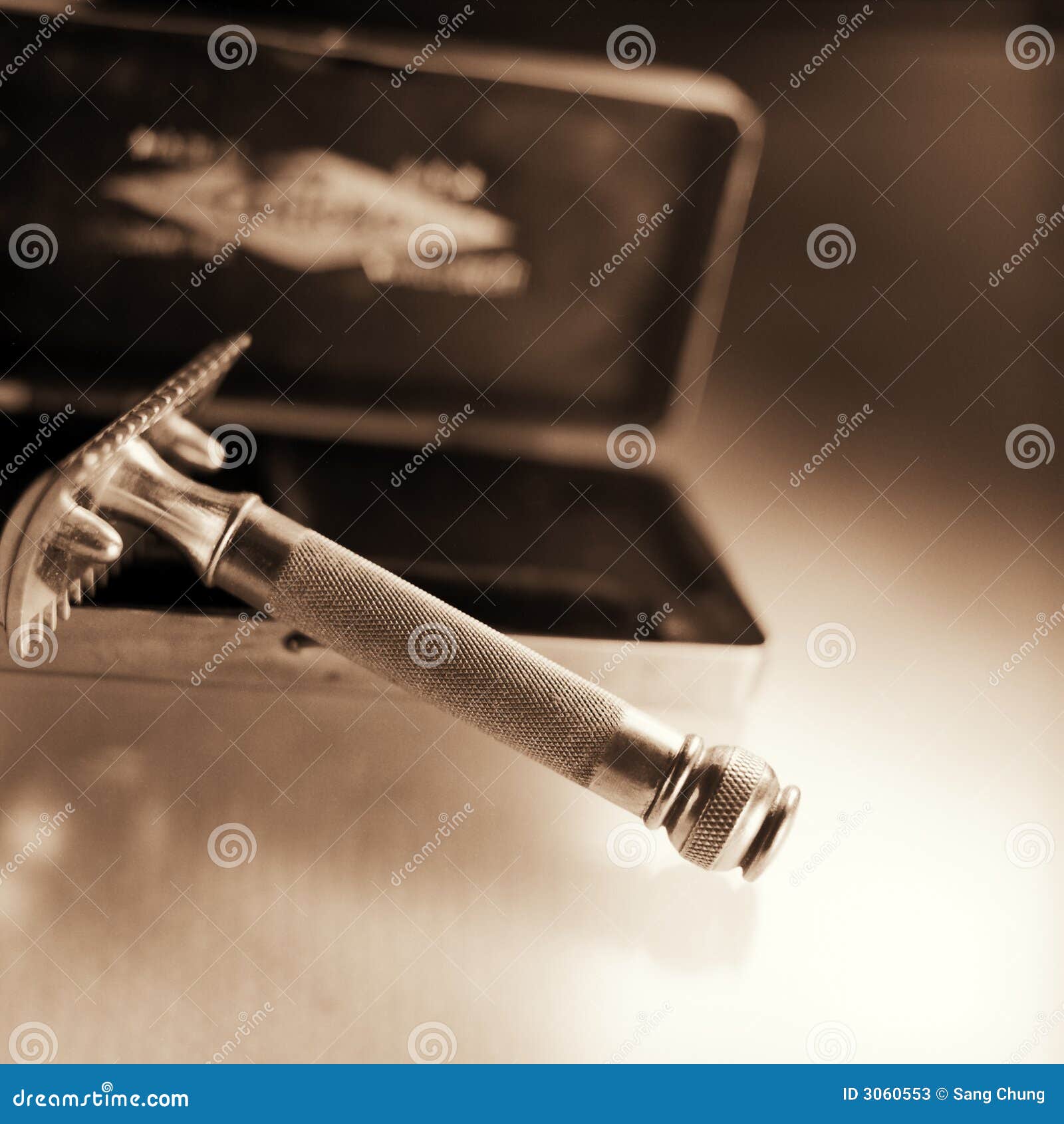 Antique shaving razor kit stock image. Image of gear, antique - 3060553