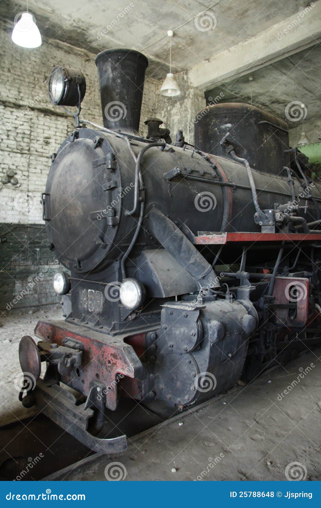 Antique steam locomotive editorial stock photo. Image of museum - 25788648