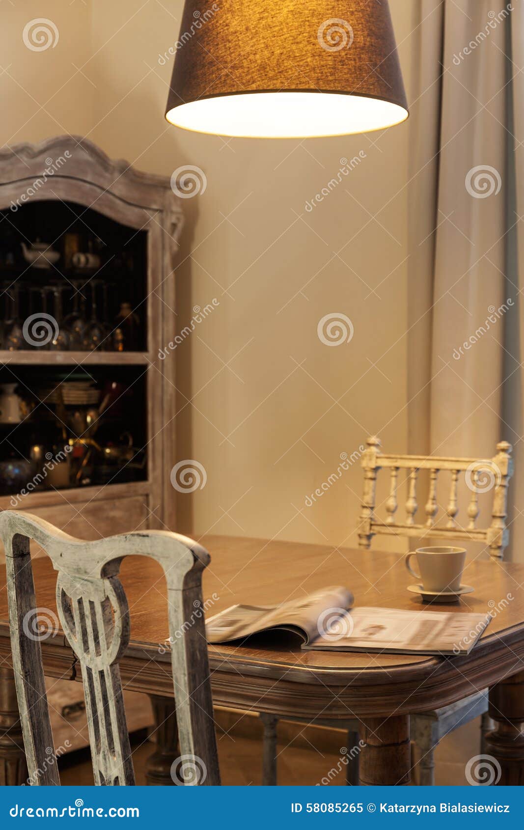 Antique Table in Old-fashioned Interior Stock Image - Image of ...