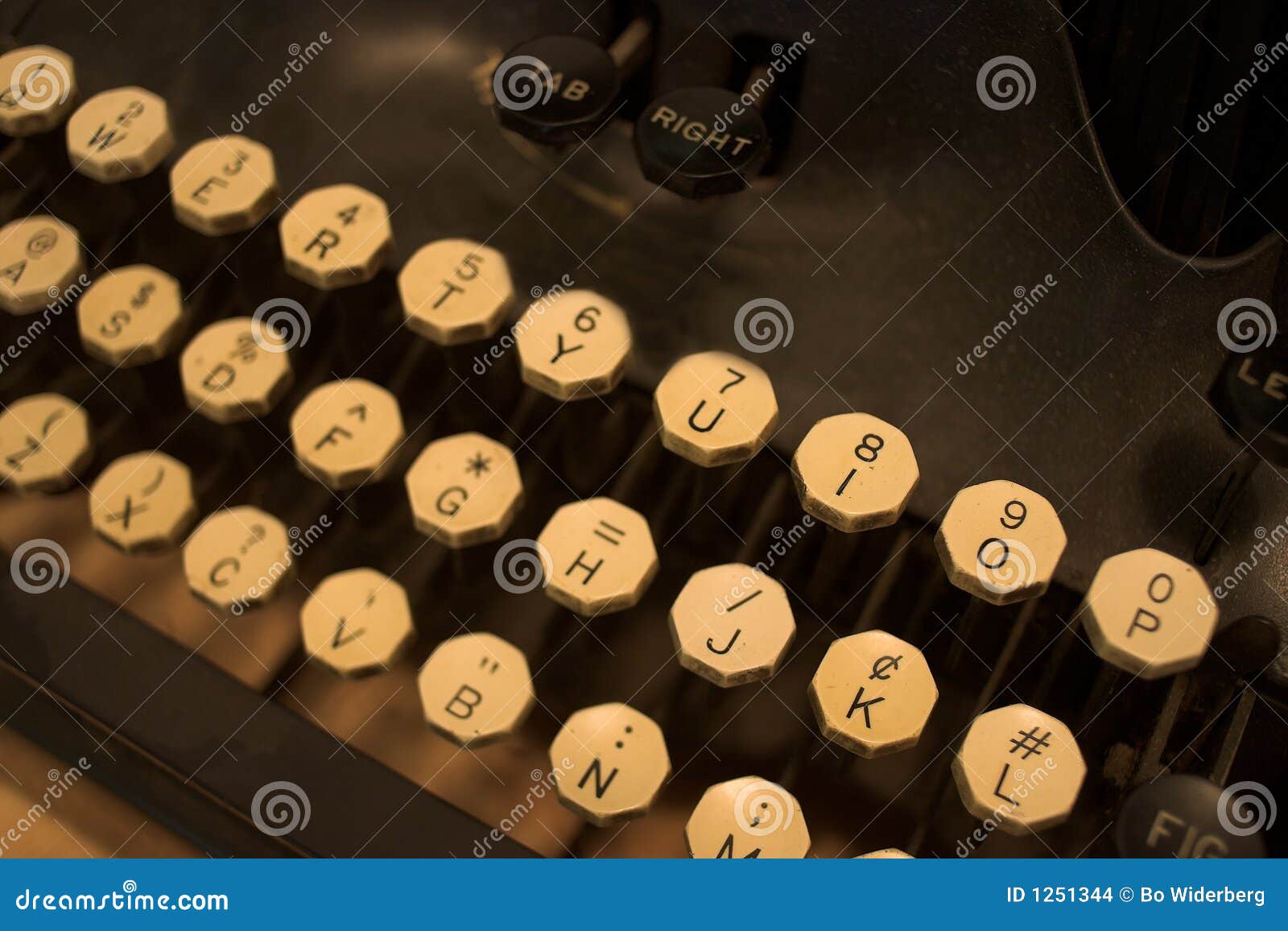 Antique Typewriter Keys Detail Stock Photo - Image of write, keyboard ...