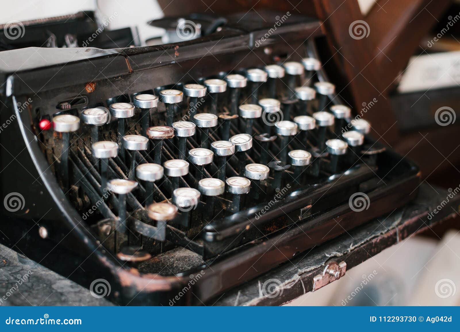 Antique Typewriter, Vintage Dusty Typewriter, Side View Stock Photo ...