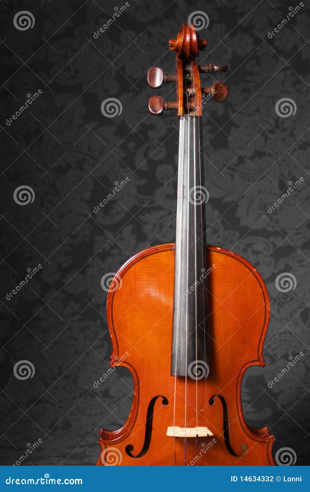 Antique Violin stock photo. Image of stringed, instrumental - 14634332