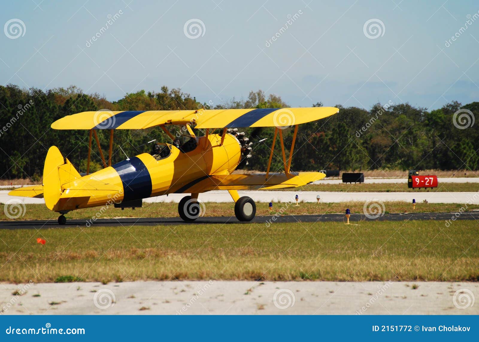 Antique yellow airplane stock photo. Image of boeing, stearman - 2151772