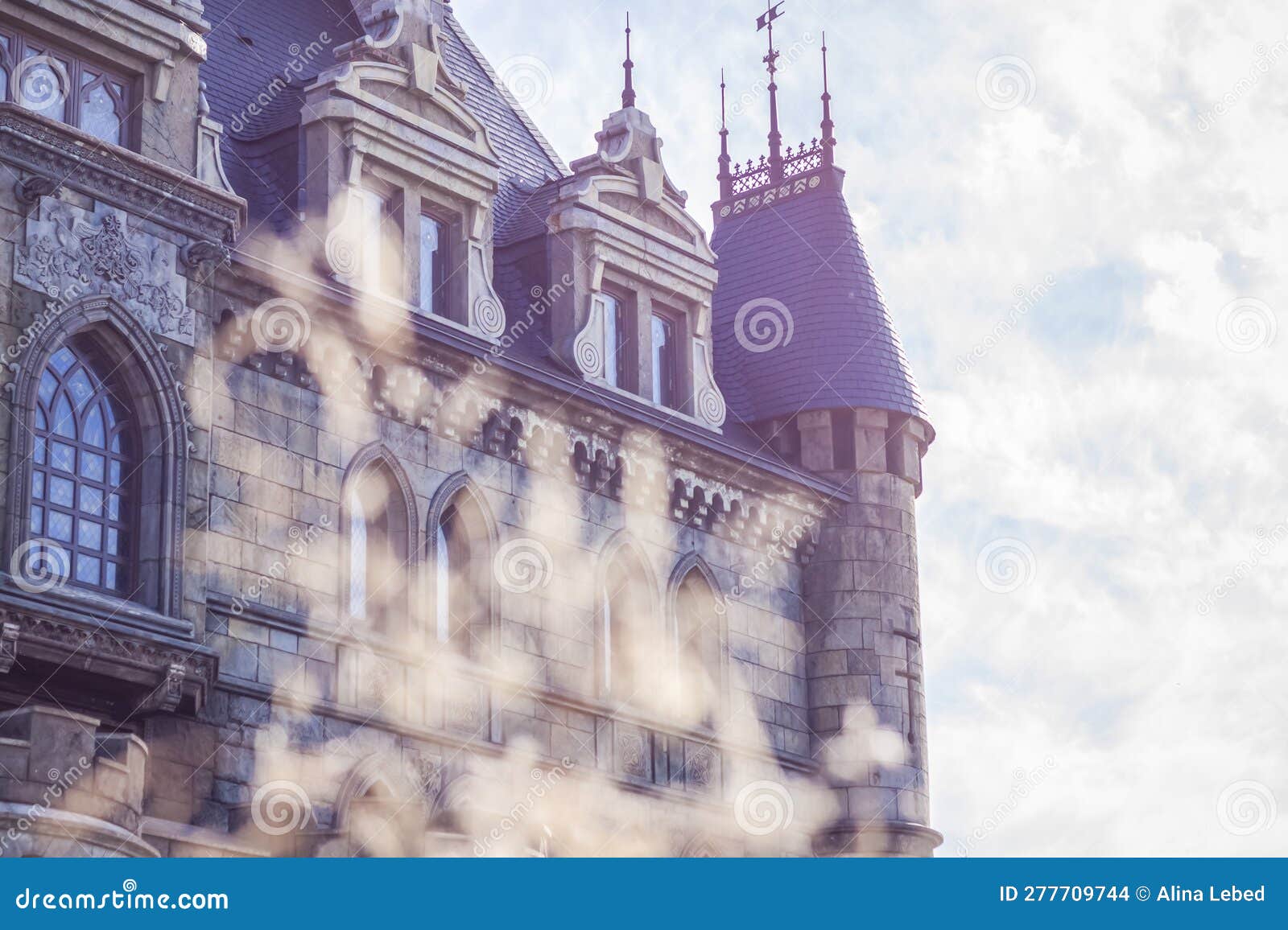 Antiquity In Detail. Elements Of Architectural Design Of Buildings ...