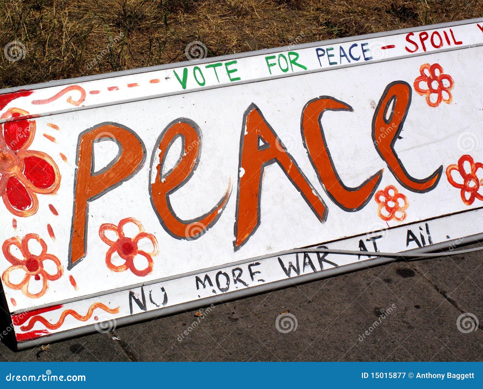 Antiwar peace sign stock image. Image of youth, hippy - 15015877