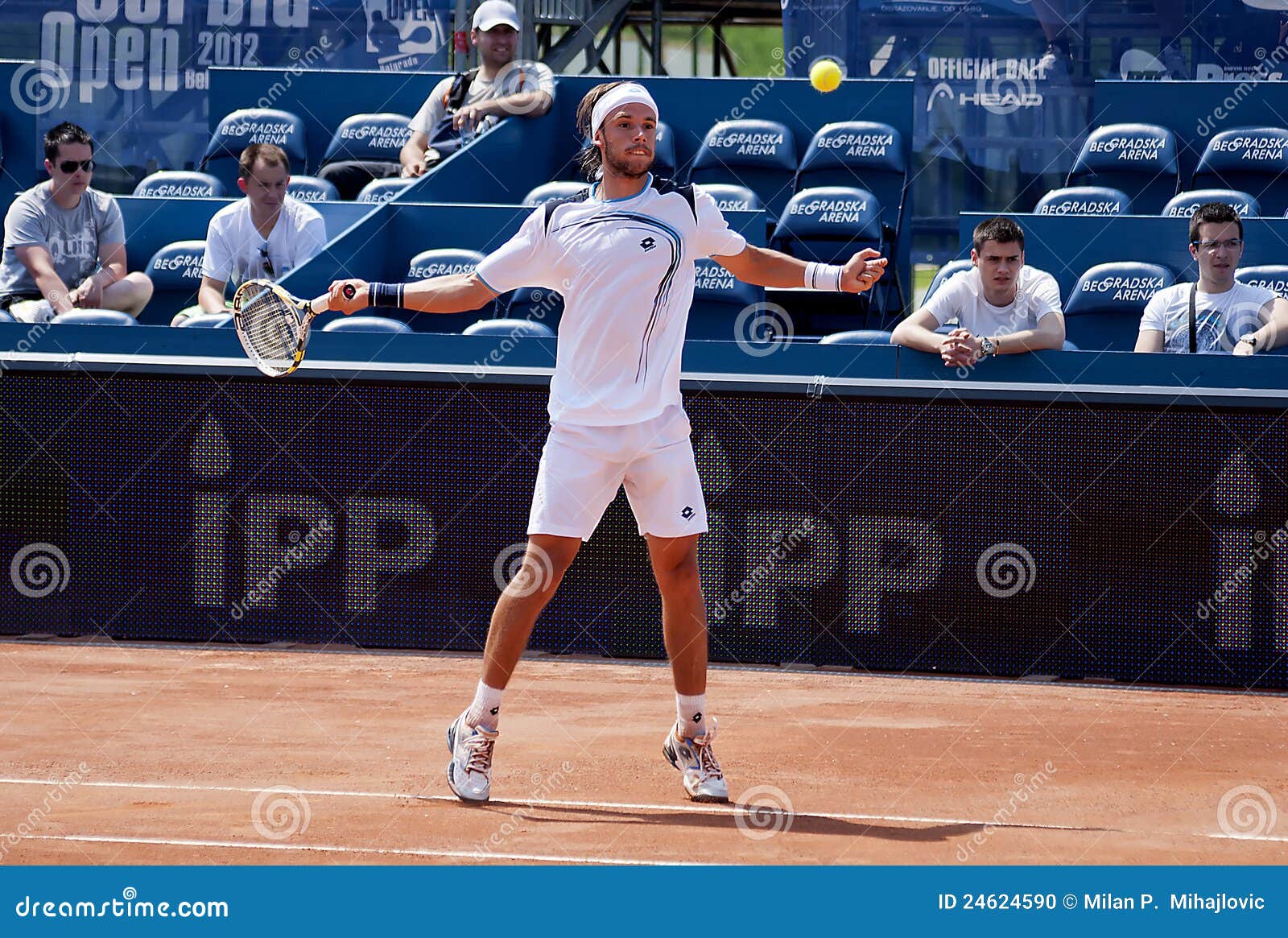 Antonio Veic-5 editorial image. Image of return, served - 24624590