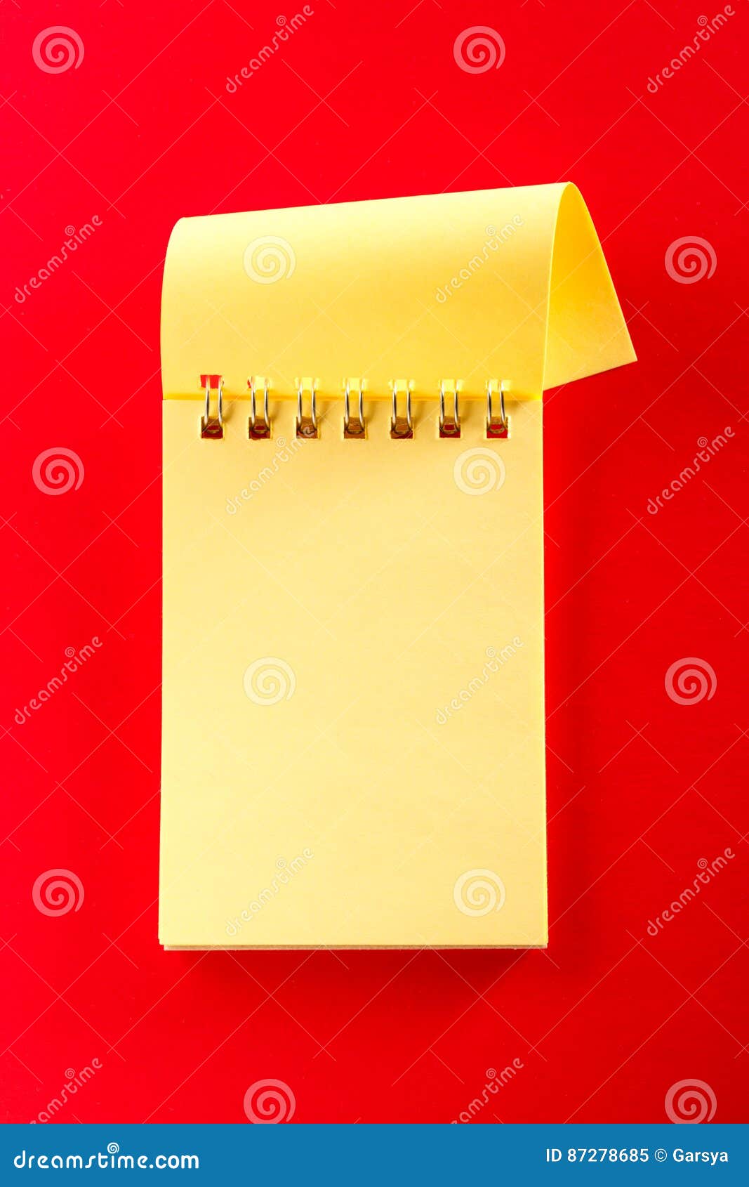 Anule o caderno aberto imagem de stock. Imagem de sombra - 87278685