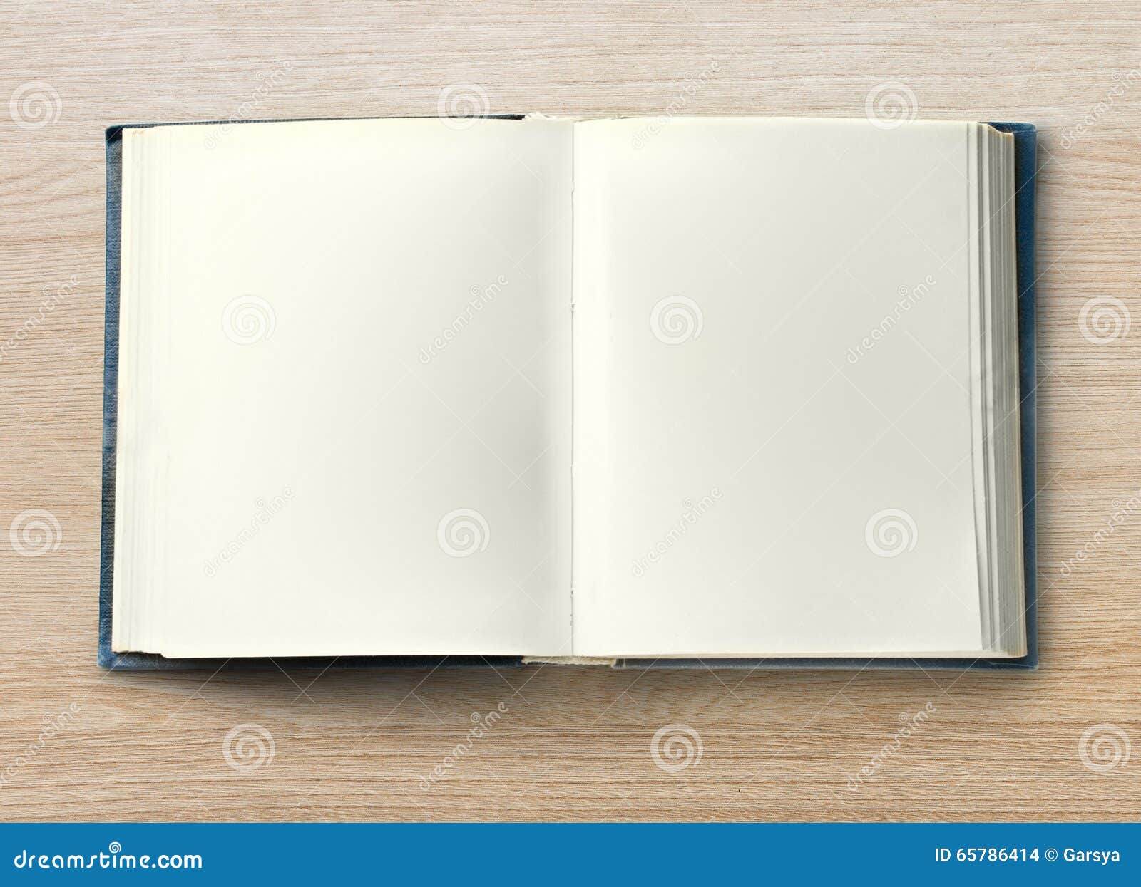 Anule o livro aberto foto de stock. Imagem de escreva - 65786414