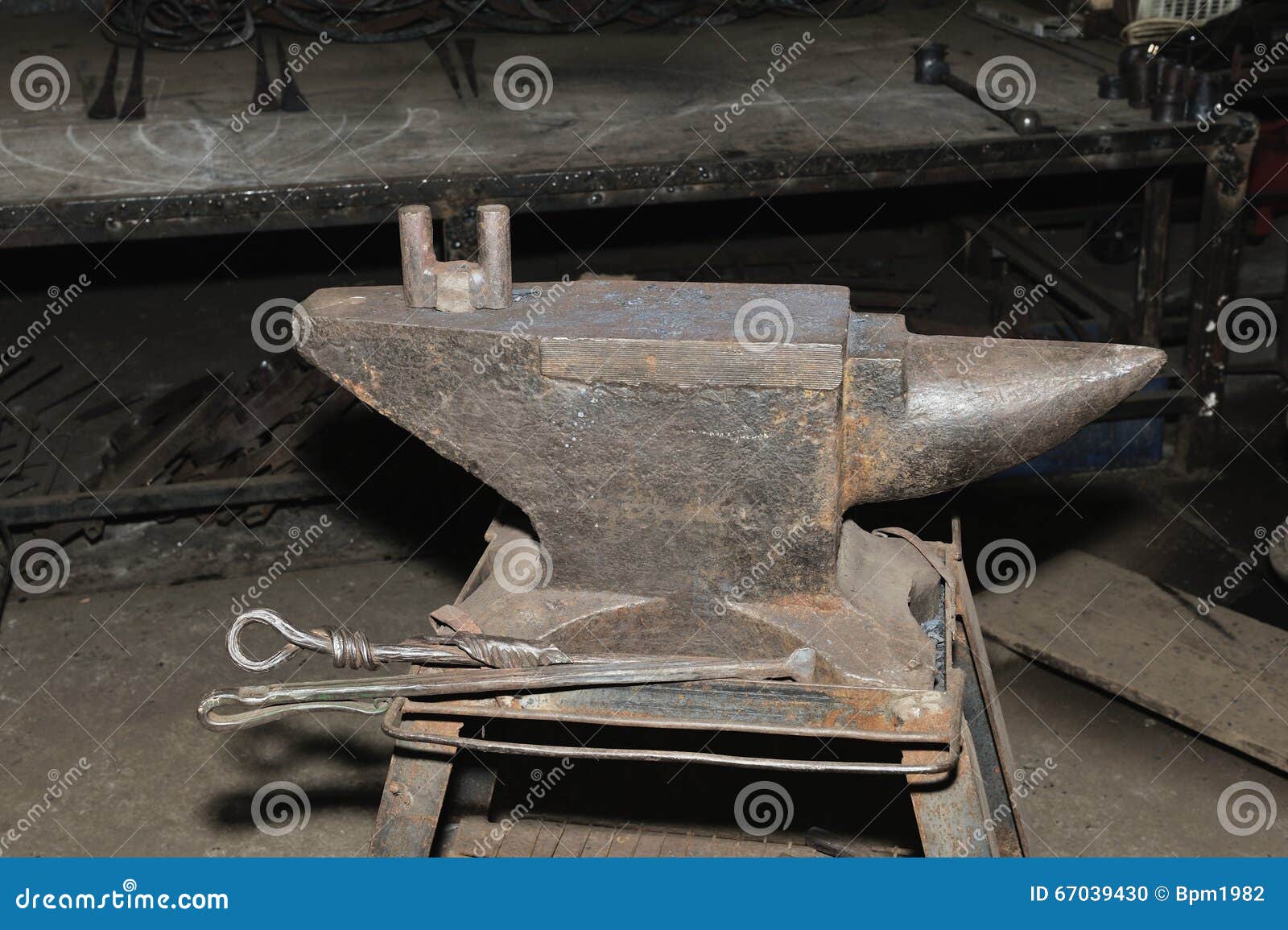 Anvil Used by a Blacksmith in Old Shop Stock Photo - Image of molten ...