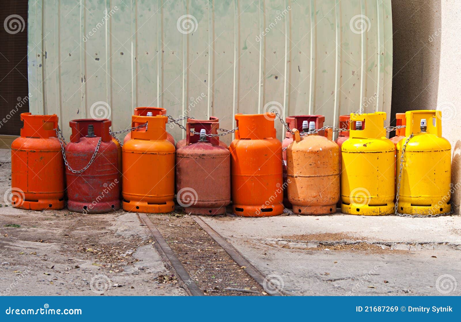 Any colored gas cylinders stock image. Image of storage - 21687269