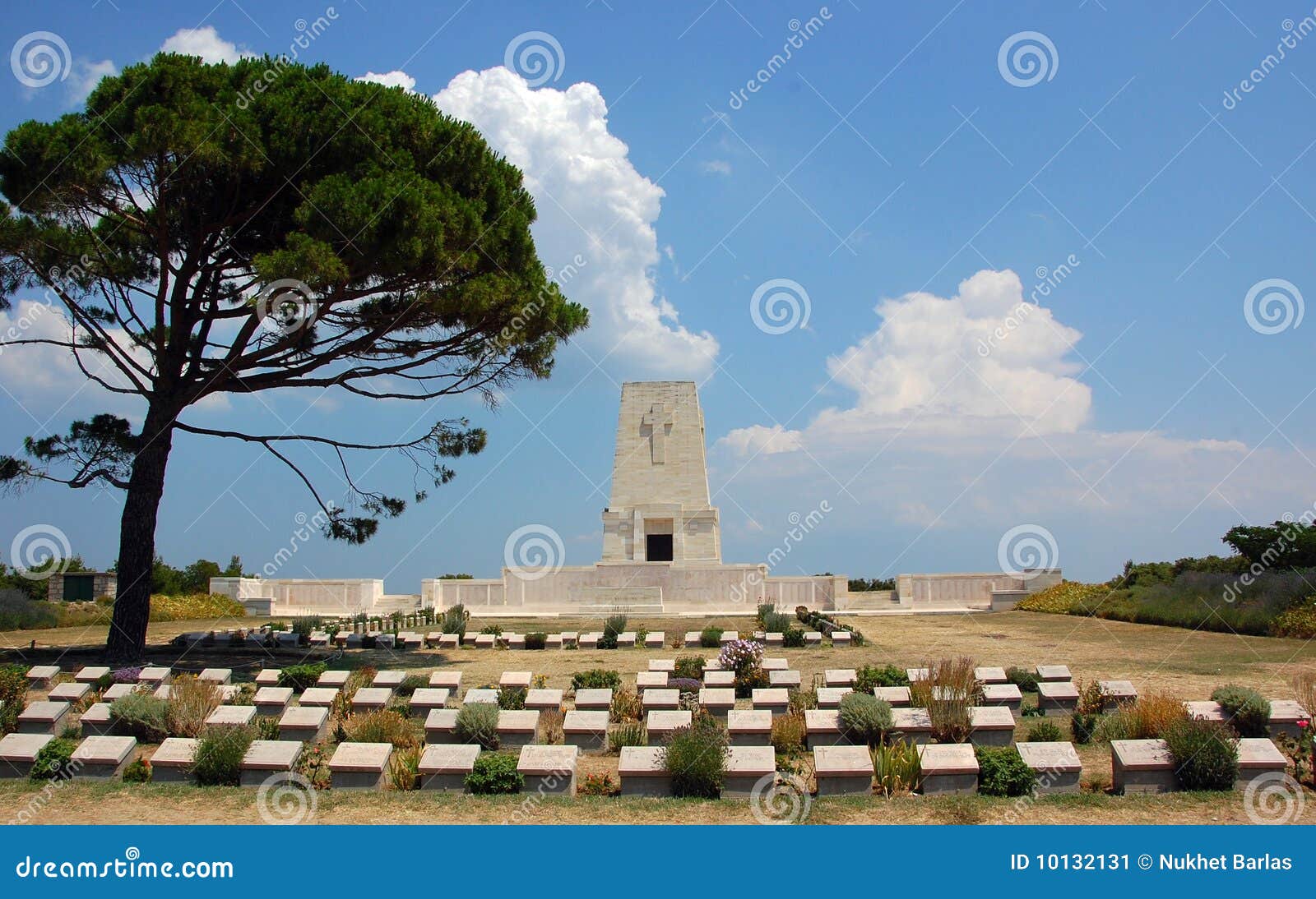 Anzac Memorial Gallipoli editorial photo. Image of pine - 10132131