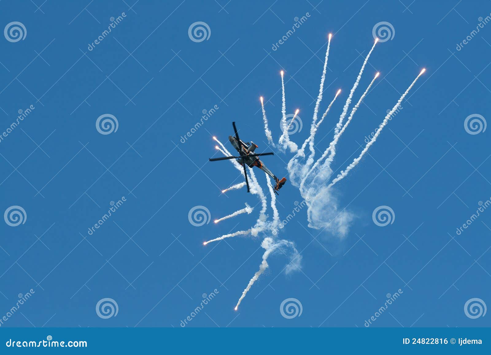 Apache AH-64D Solo Display editorial photo. Image of holland - 24822816
