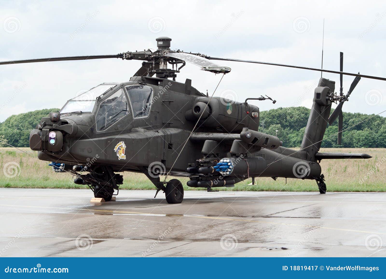 Apache attack helicopter editorial photography. Image of rockets - 18819417