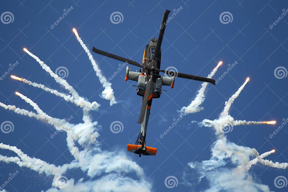 Apache Helicopter Shoots Flares Editorial Photo - Image of display ...