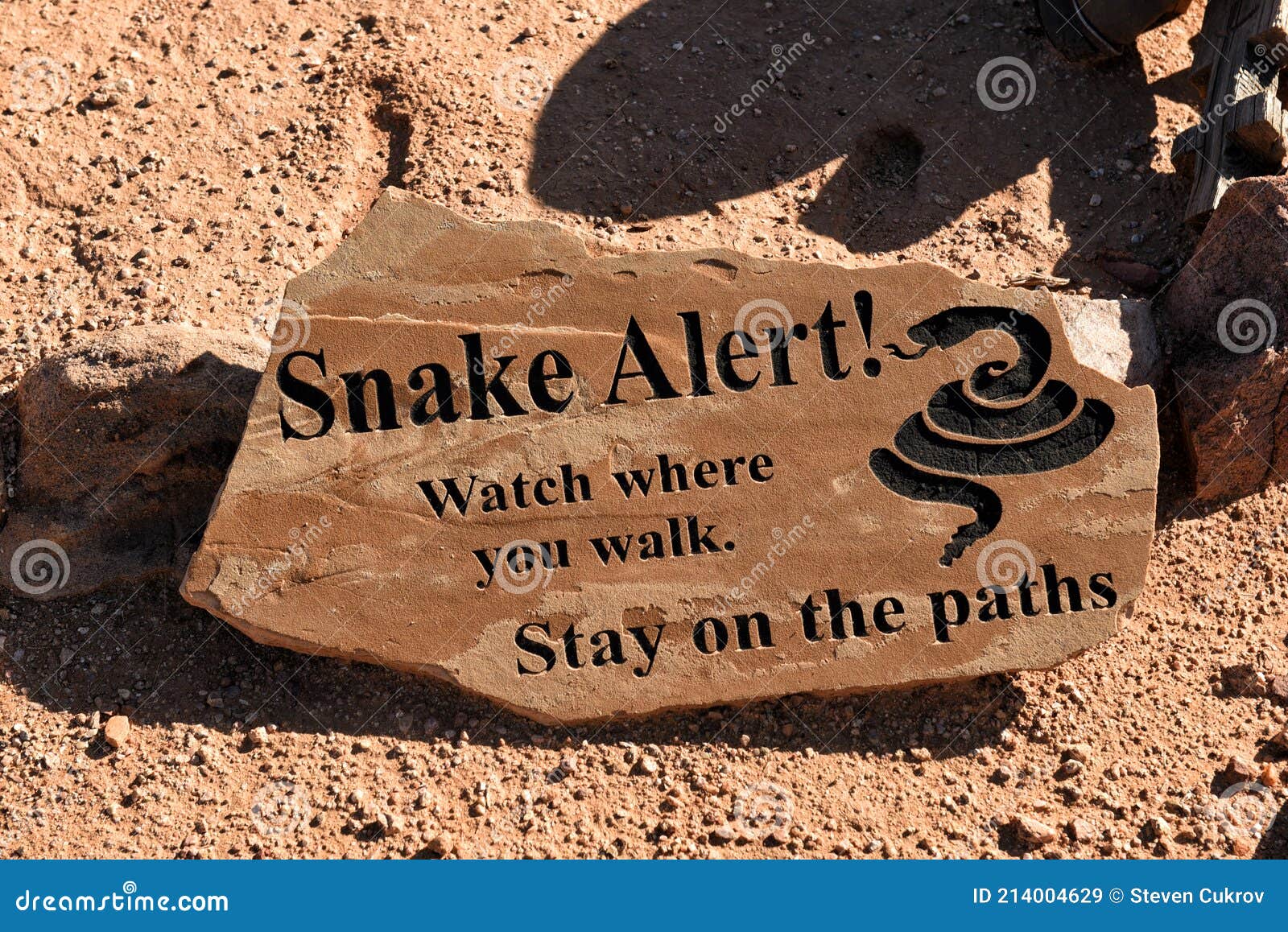 APACHE JUNCTION, ARIZONA - 8 DEC 2016: Snake Alert Sign at the ...