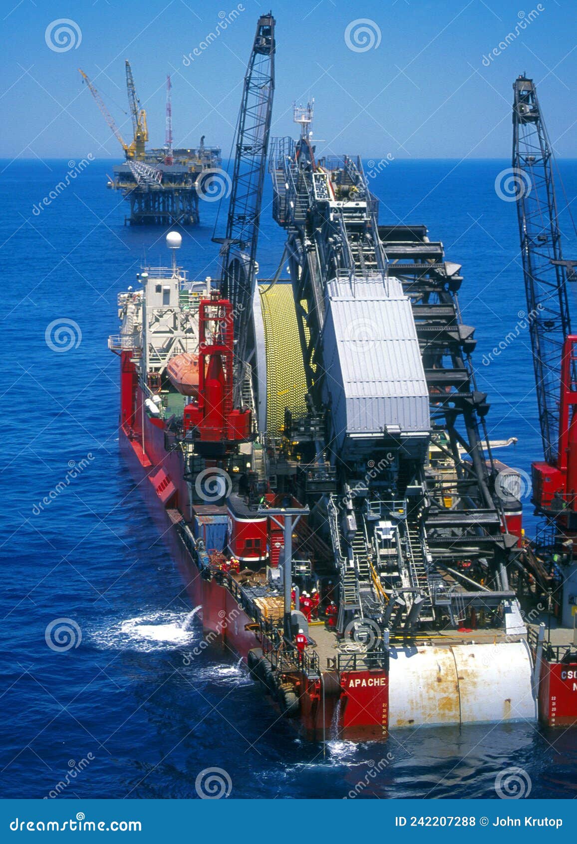 The Apache, Pipe Laying Vessel Approaches Mackerel Platform Editorial ...
