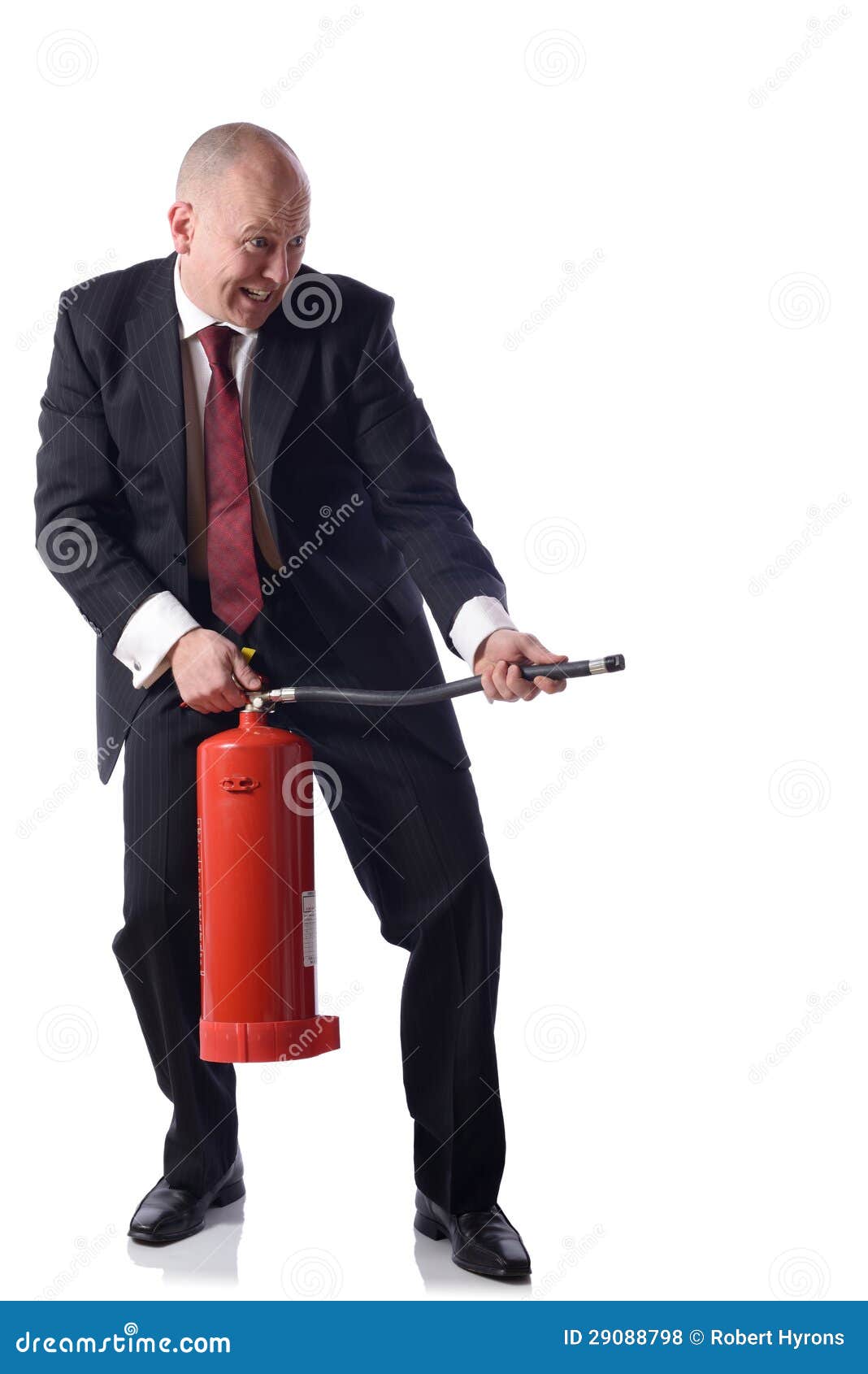 Apagar los fuegos foto de archivo. Imagen de extinguidor - 29088798