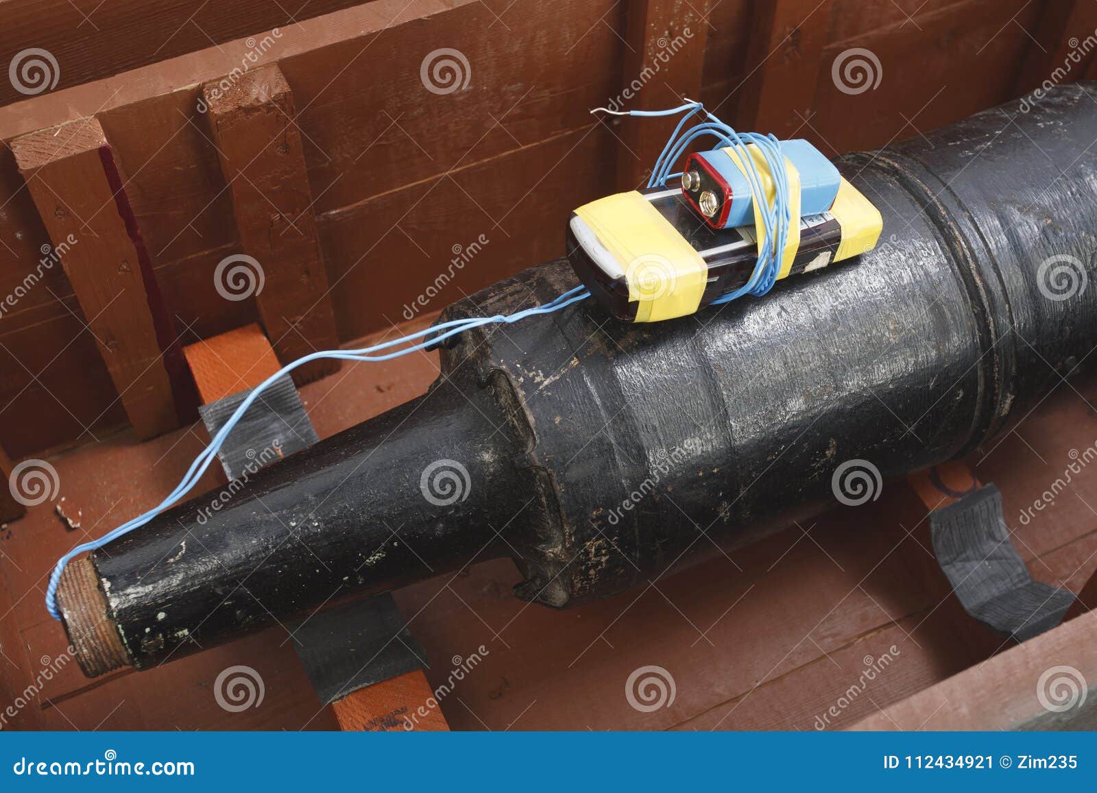 Aparato Explosivo Improvisado IED Del Proyectil Del Tanque Imagen de ...