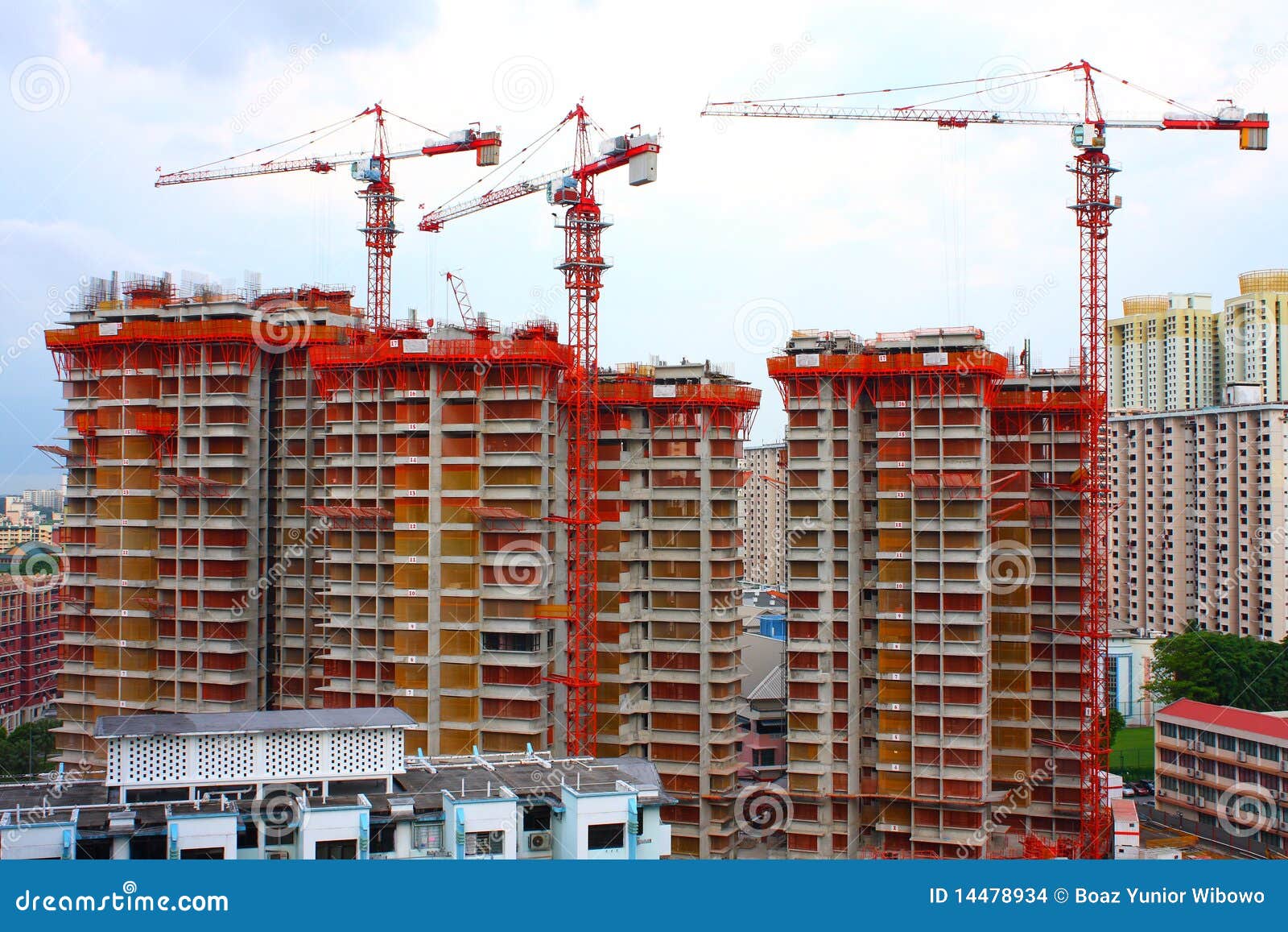 Apartment Complex Under Construction Stock Photo - Image of concrete ...