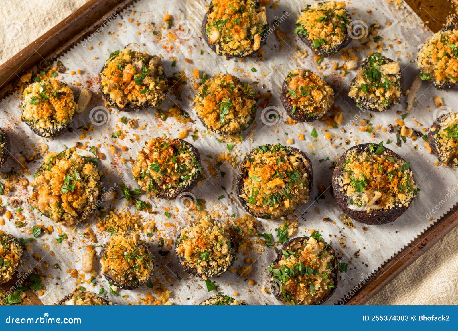 Aperitivo De Setas Rellenas Caseras Imagen de archivo - Imagen de ...