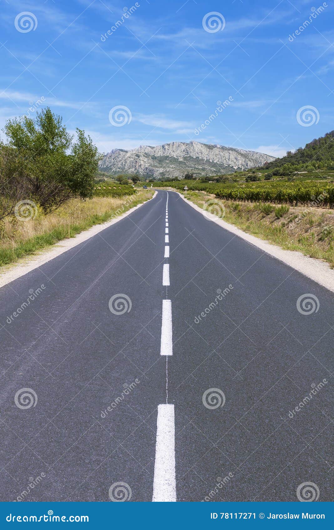 Aphalt road in mountains stock image. Image of color - 78117271