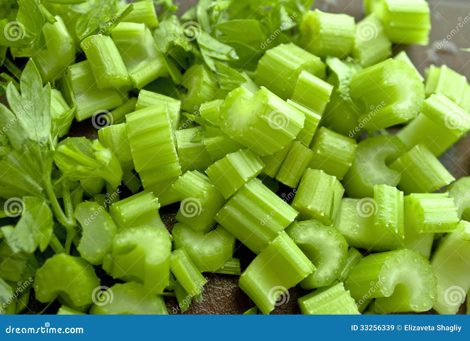 Apio cortado imagen de archivo. Imagen de primer, salud - 33256339