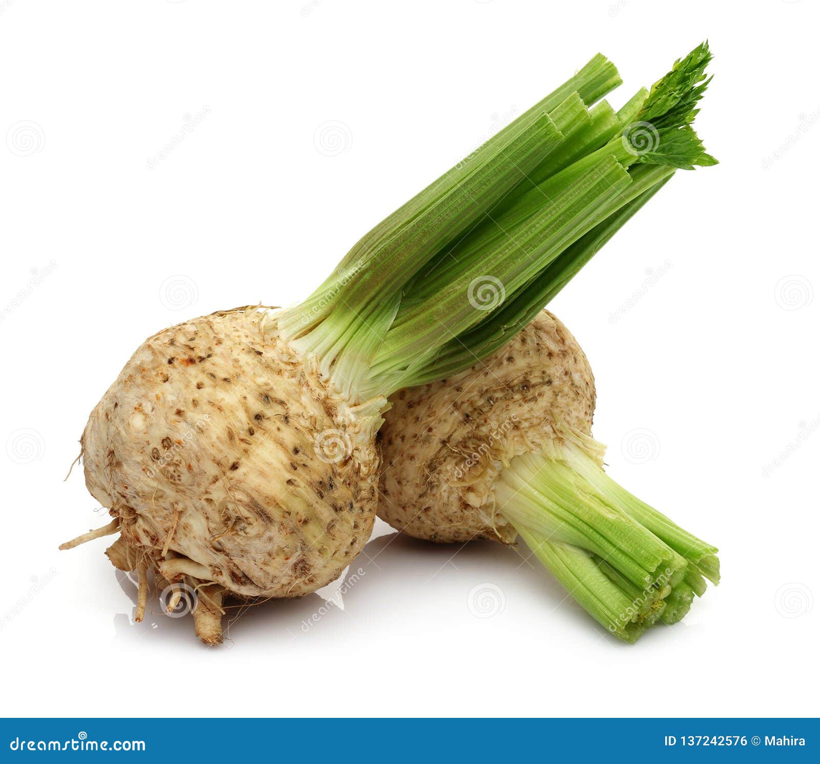 Apio Nabo Fresco En El Fondo Blanco Foto de archivo - Imagen de tallo ...