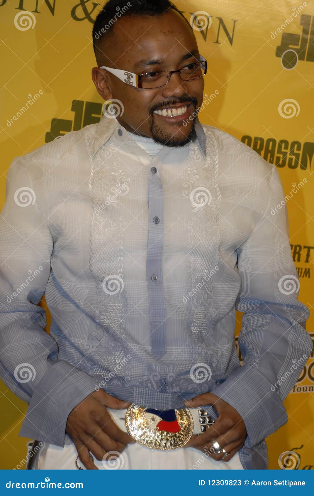 Apl.De.Ap Sur Le Tapis Rouge. Photo stock éditorial - Image du adams ...