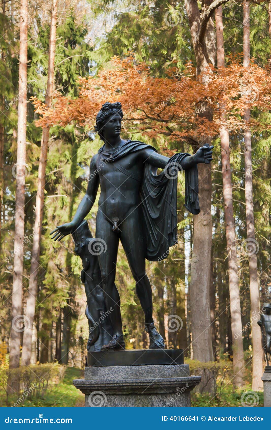Apollo-standbeeld stock afbeelding. Image of beeldhouwwerk - 40166641