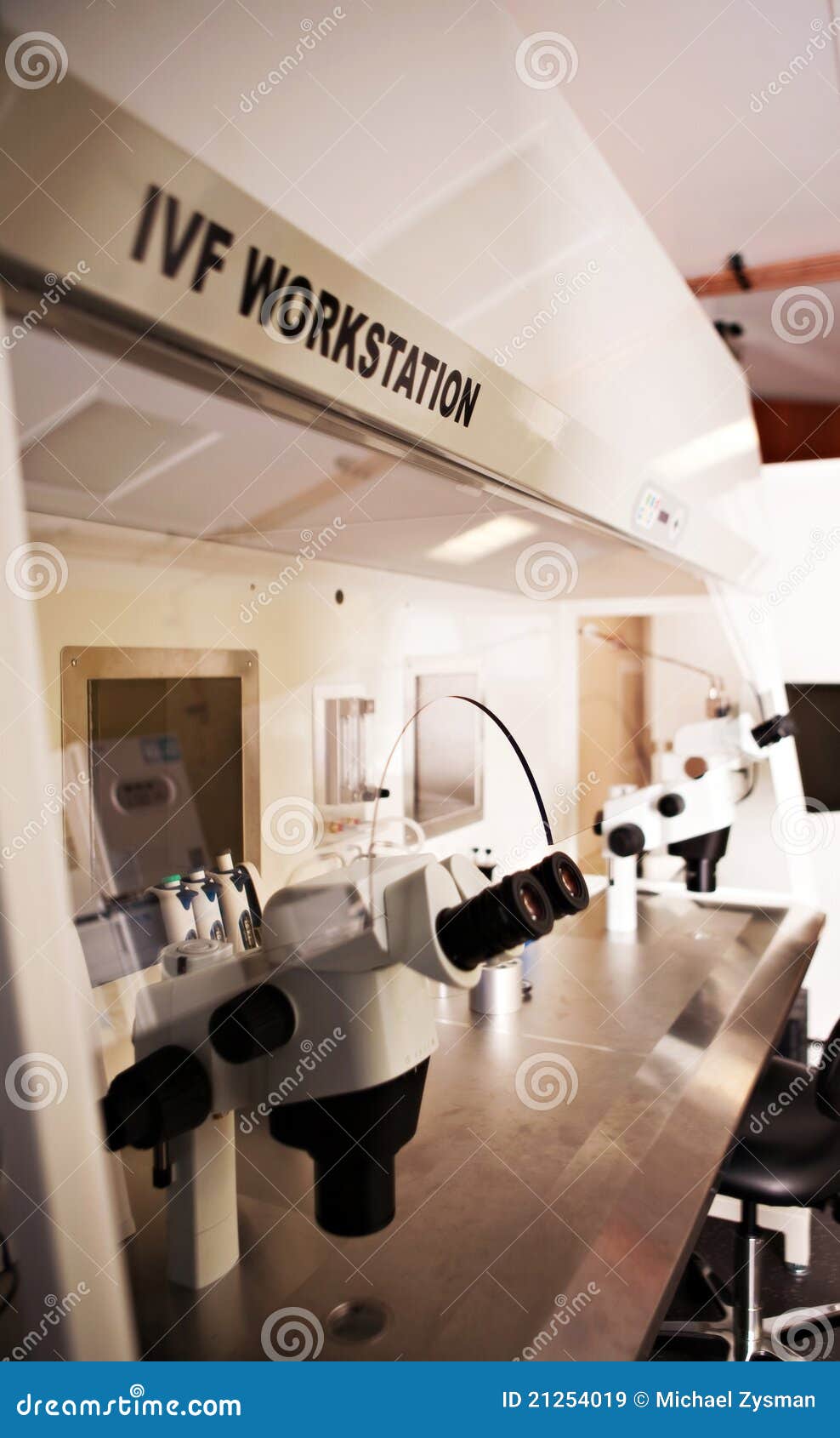 Apparatuur De in Vitro Van Het Laboratorium Stock Afbeelding - Image of ...