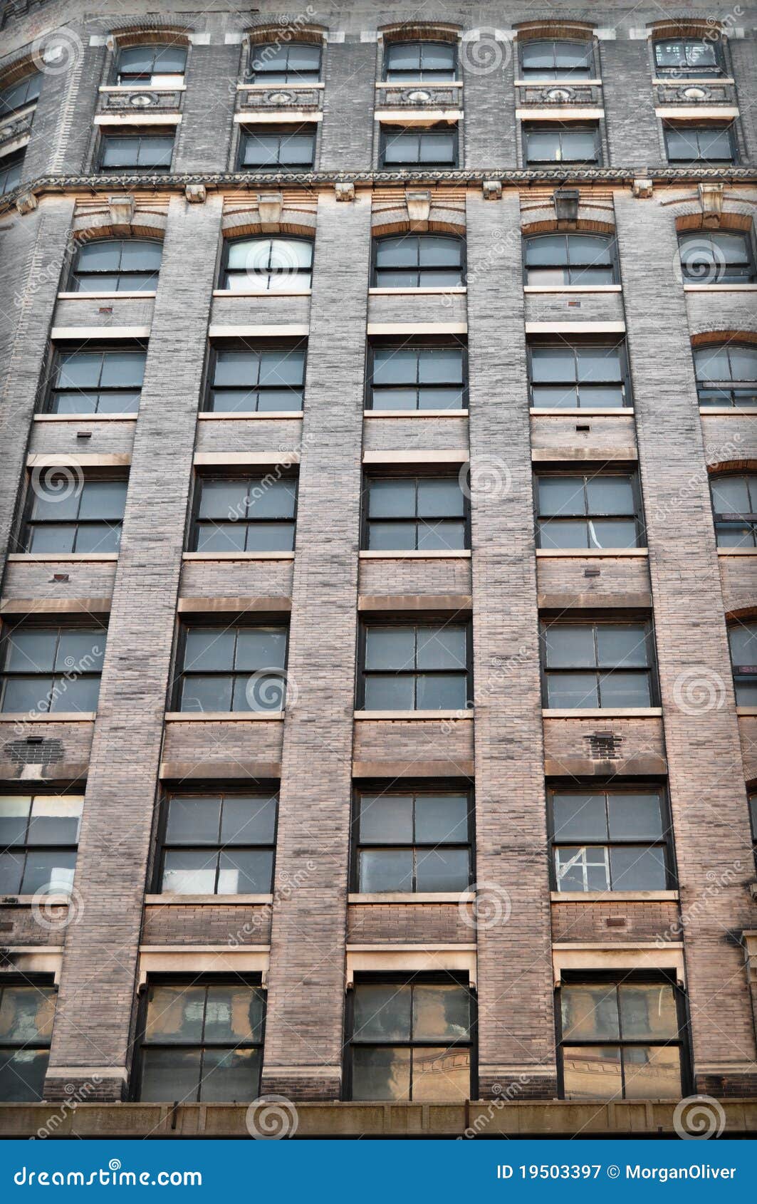 Appartement Windows De New York City Image stock - Image du usine ...