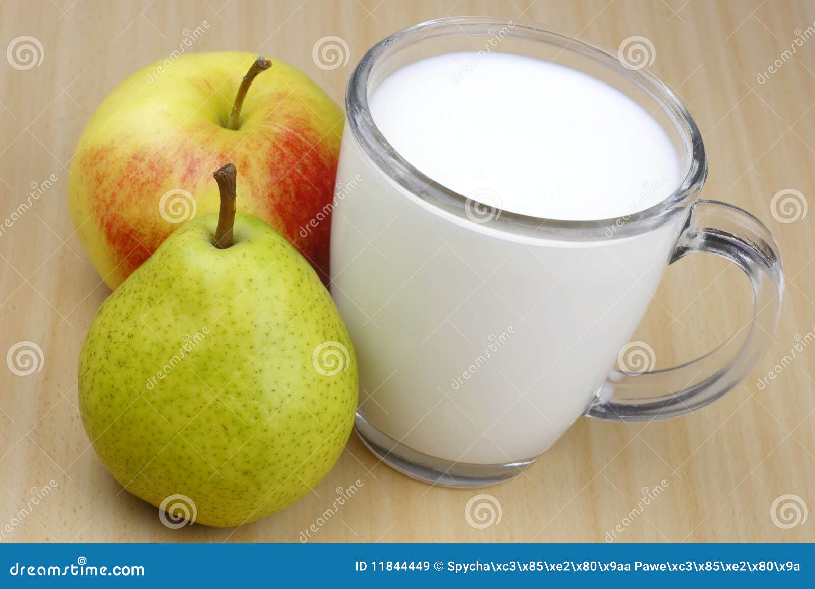 Appel, peer en melk. stock afbeelding. Image of zoet - 11844449