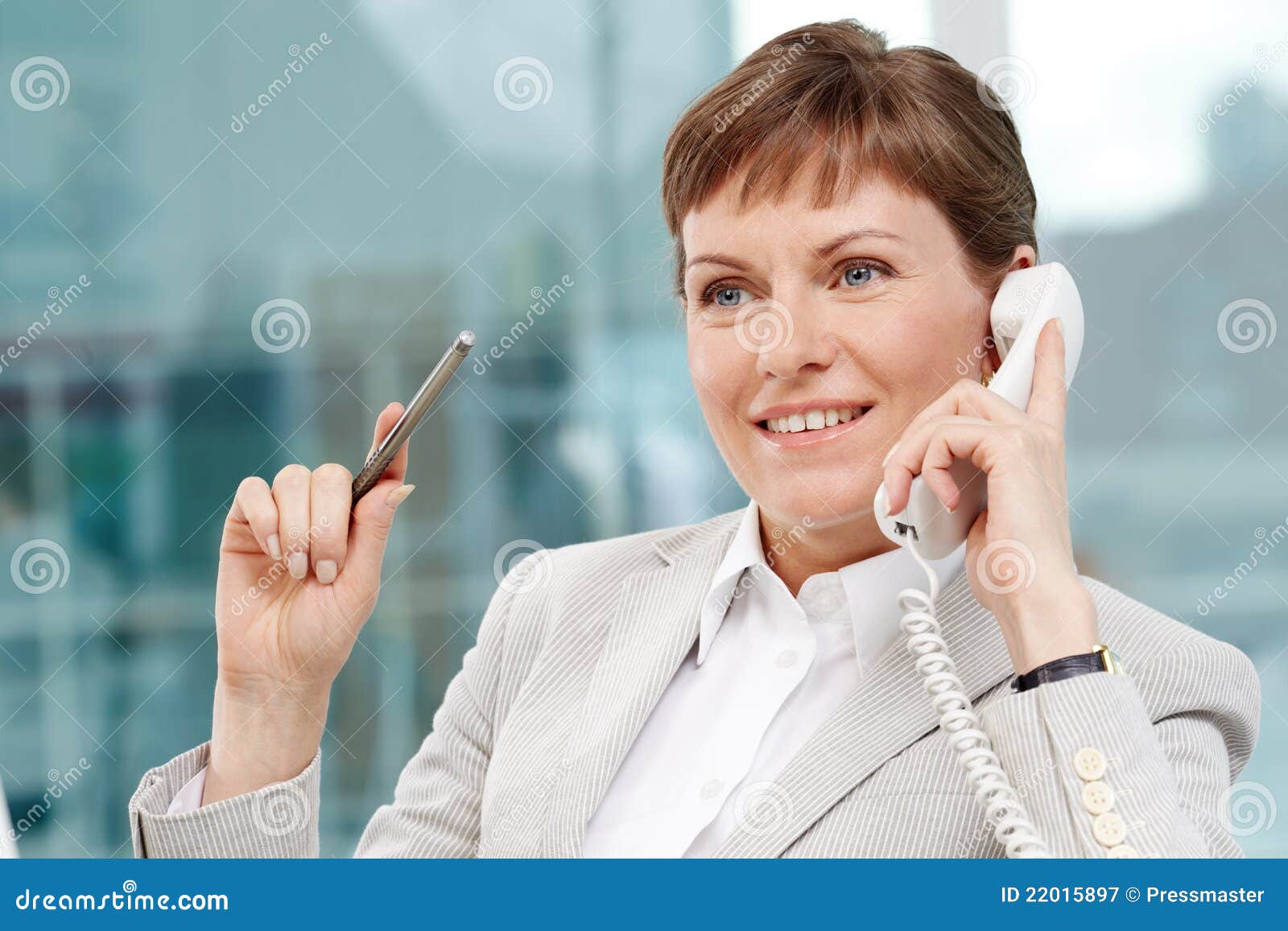 Appeler image stock. Image du bureau, dame, businesswoman - 22015897