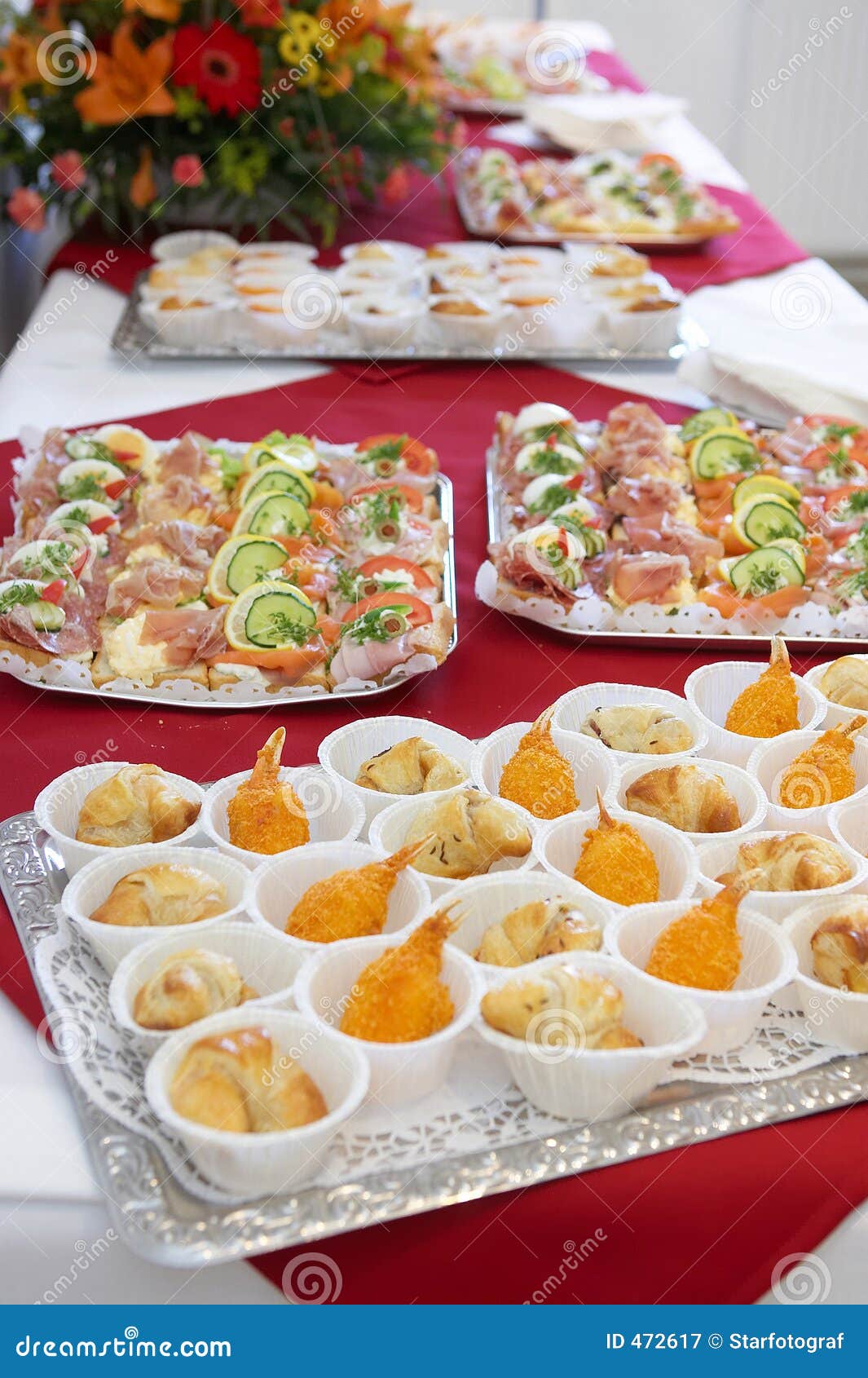 Appetizers - Appettithappen Stock Image - Image of silver, buffet: 472617