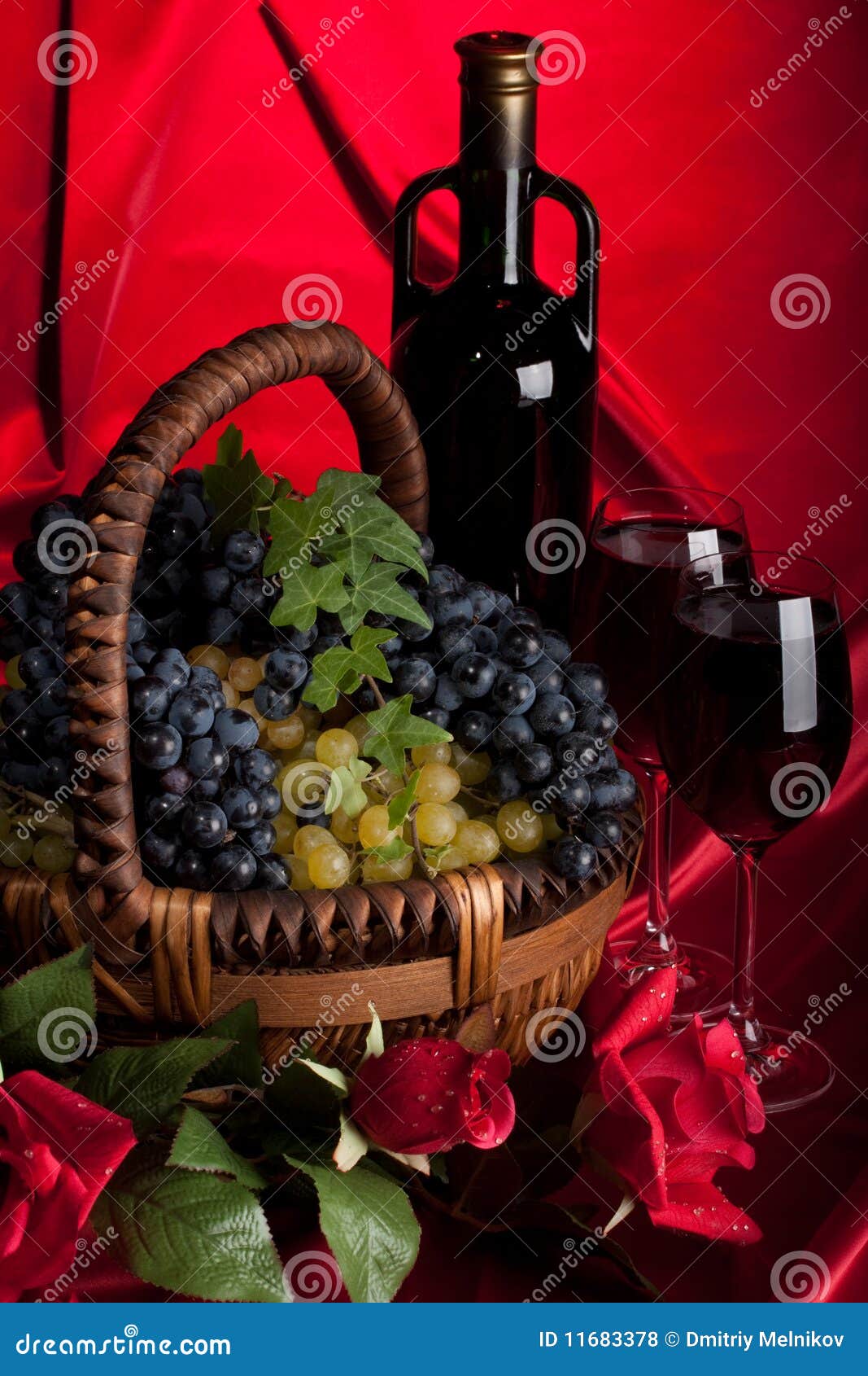 Appetizing Grapes in a Basket Stock Photo - Image of vitamin, food ...